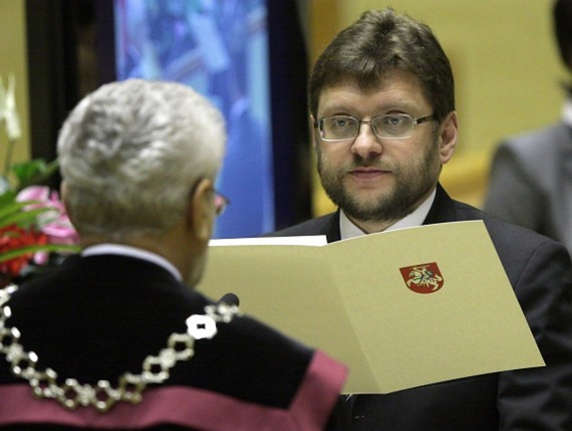 V.Simulikas ketina trauktis į opoziciją - Delfi