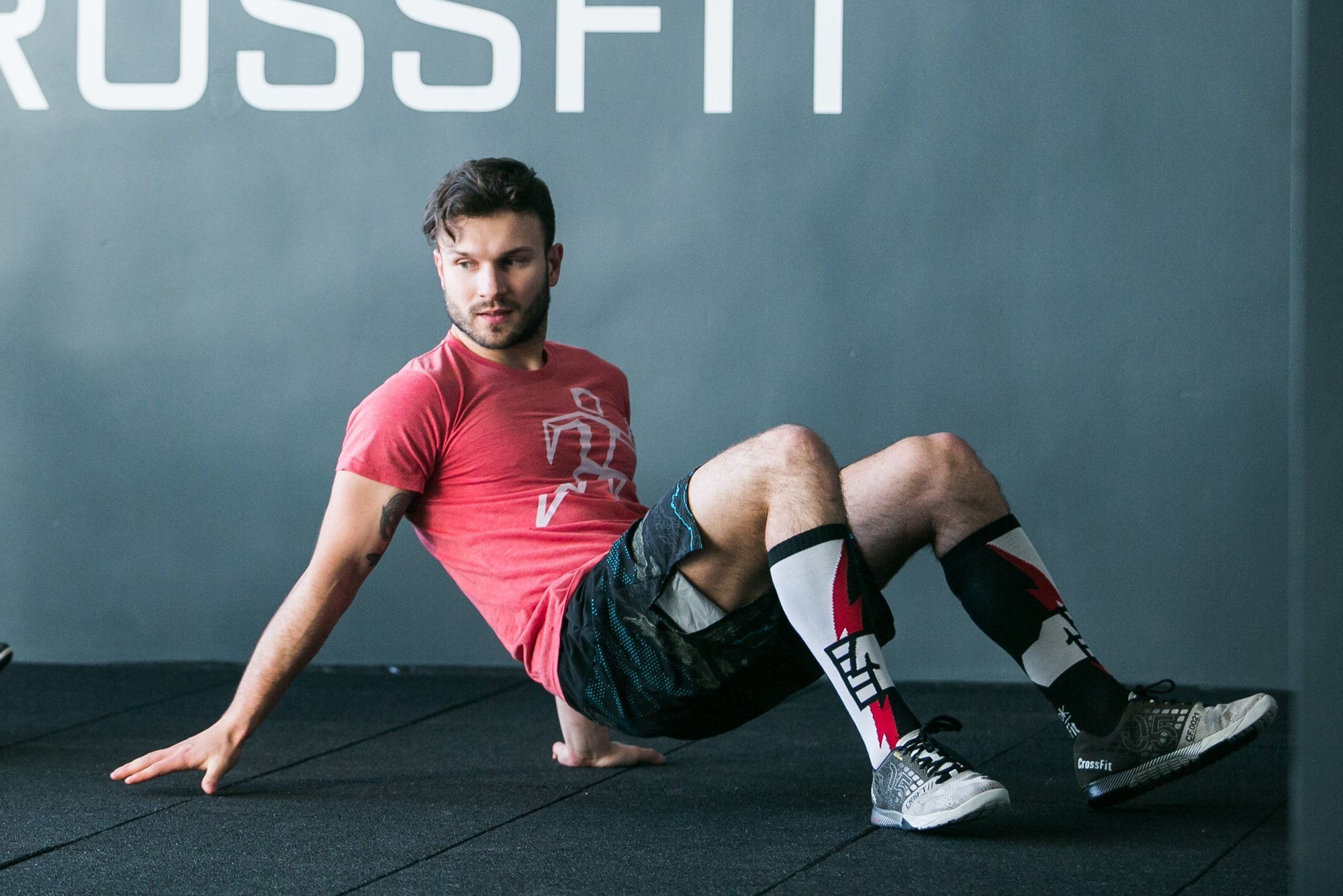 V. Baumila pademonstravo savo sugebėjimus sporto salėje - Delfi veidai