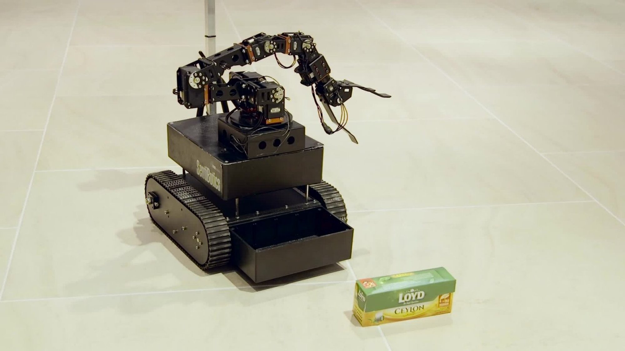 „Aš robotas“: Lietuvos robotikos verslo išššūkiai - Delfi