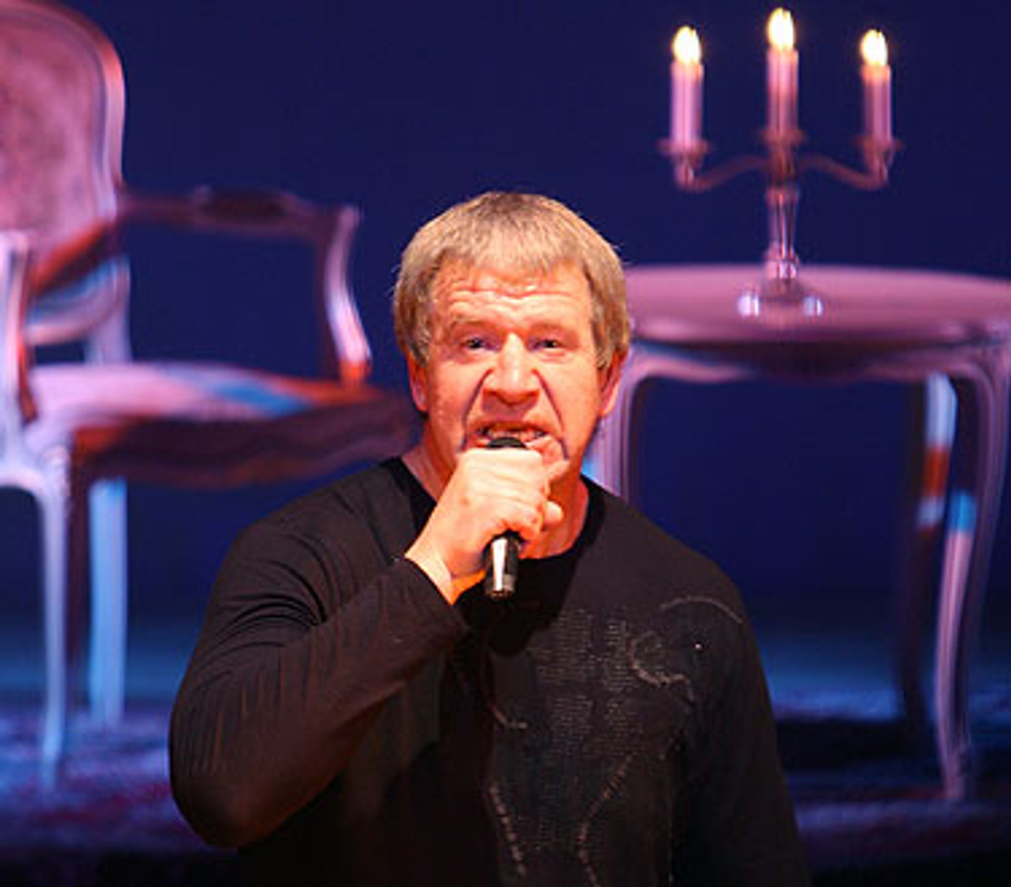 J.Erlickas: degtinę geriam iš reikalo, o pieną – iš pasileidimo - Delfi ...