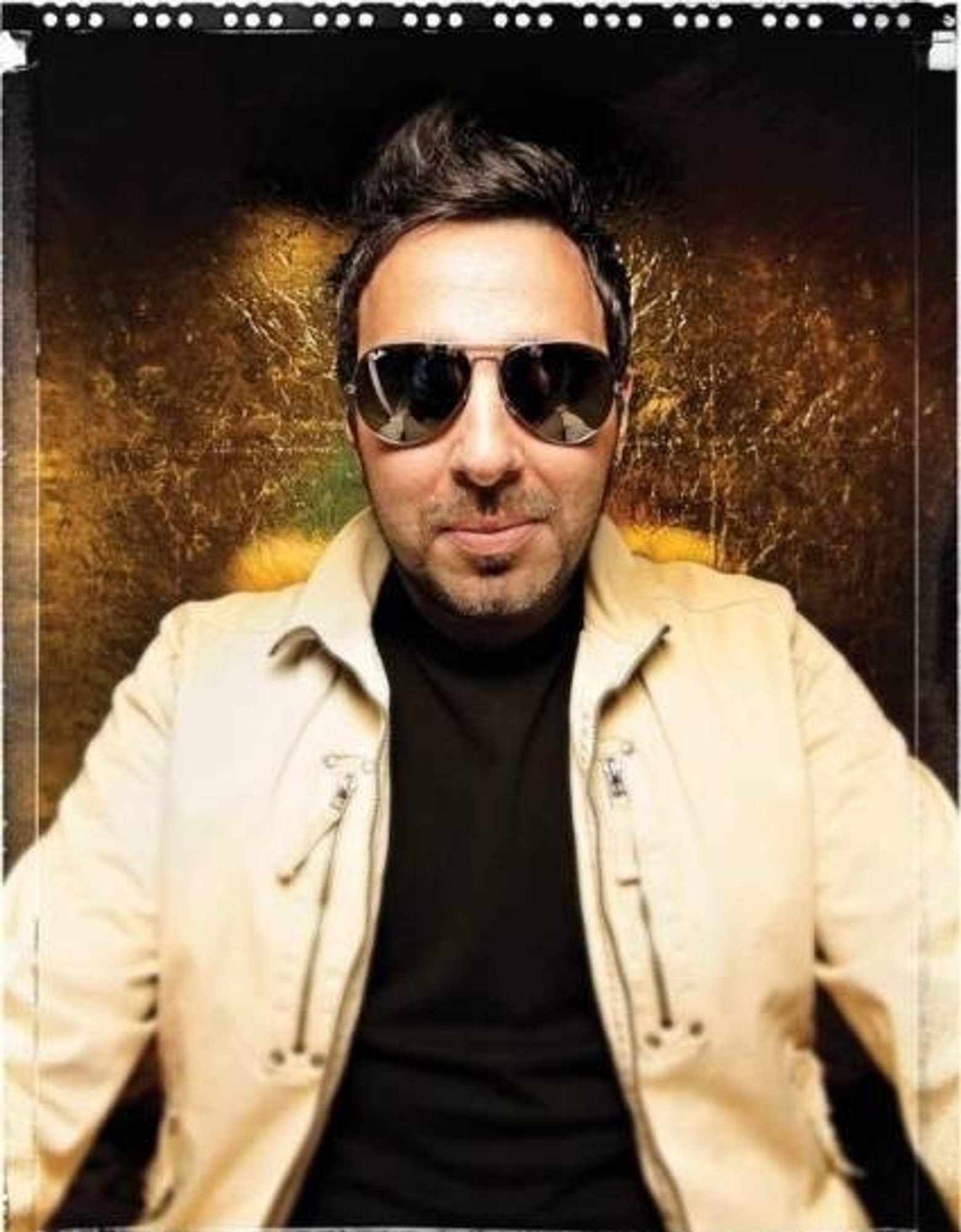 Andre Zappa į sceną sugrįžo su „Mergaite Bomba“ - Delfi veidai