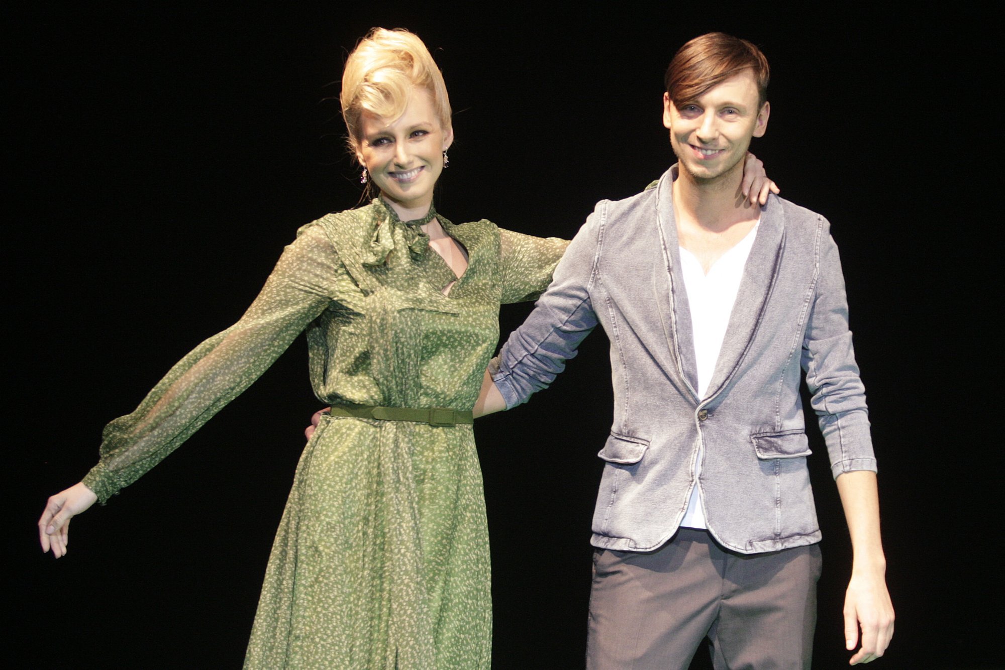 E. Rainio ir L. Larionovos kolekcijų pristatyme – ant podiumo sugrįžusi ...