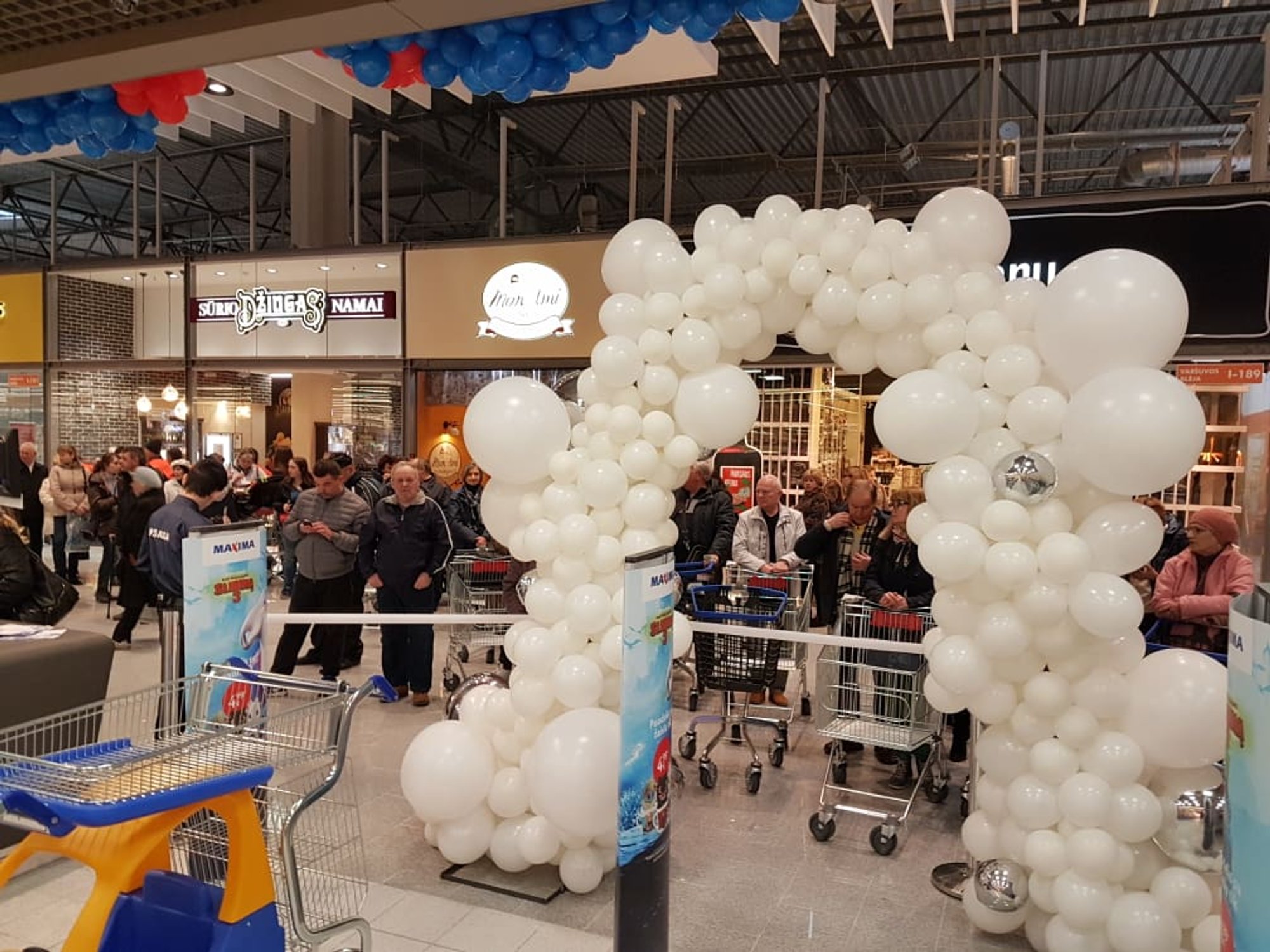 11 апреля в Вильнюсе открылся обновленный магазин Maxima в ТЦ Akropolis ...