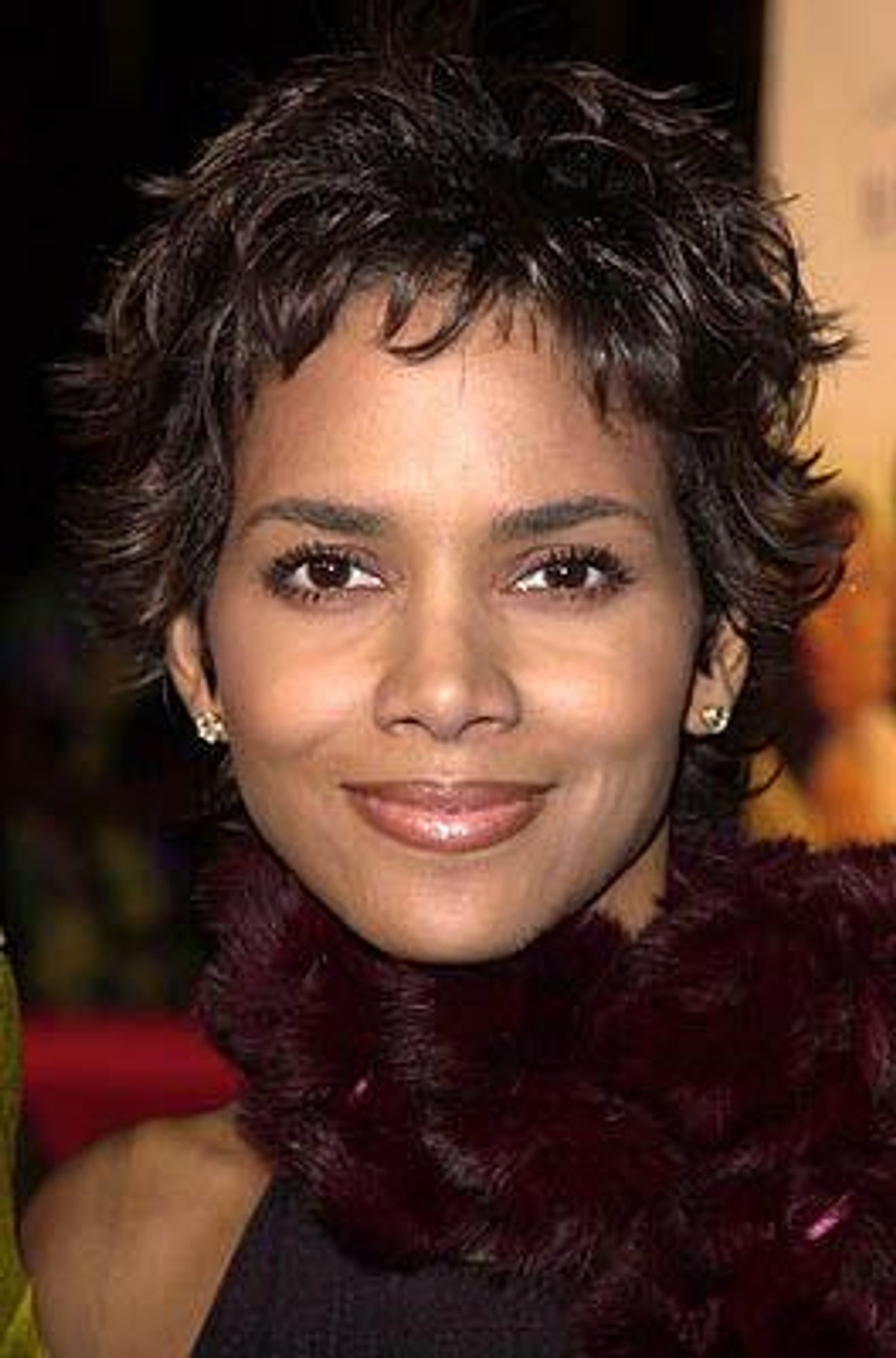 H.Berry pretenduoja į “MTV Awards 2002” apdovanojimą - Delfi veidai