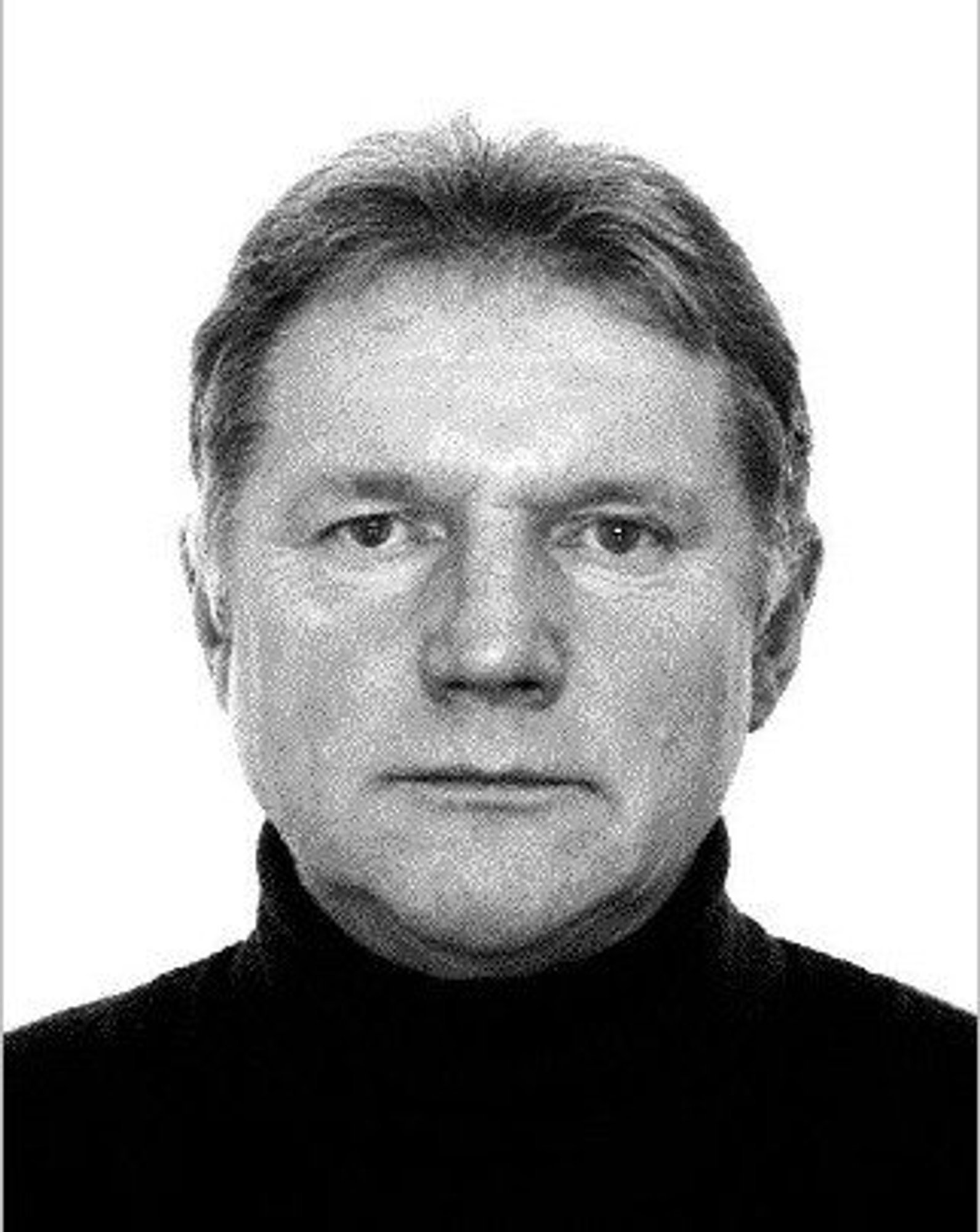 Į Monblano kalną kopti ketinęs Raseinių r. kunigas dingo be žinios - Delfi