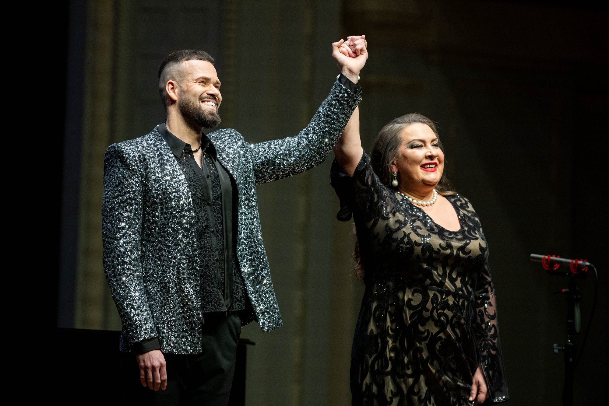 Filharmonijos salėje triumfavo dviejų sopranų Viktor Priebe ir Nomedos ...