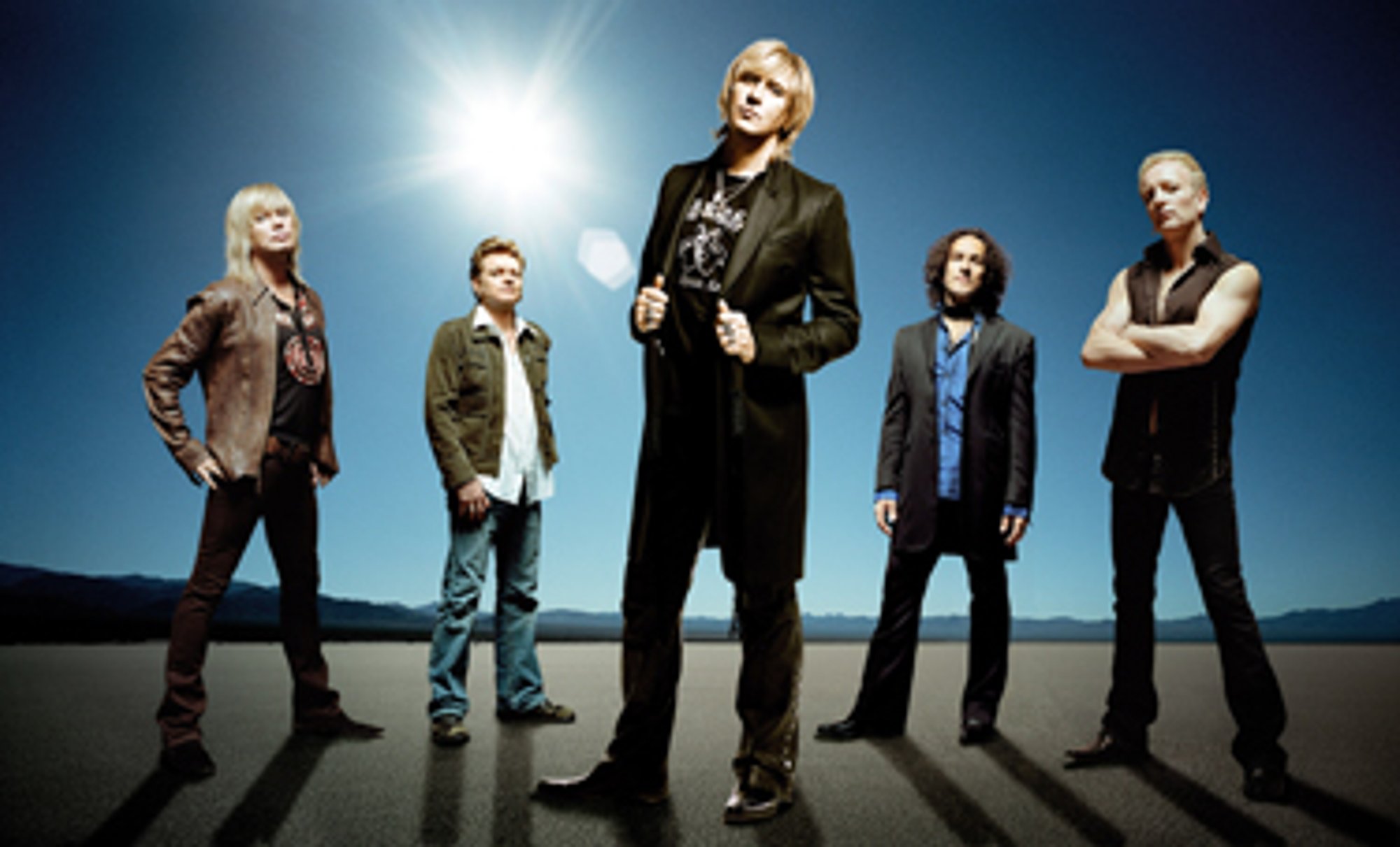 Vilniuje koncertuos britų roko muzikos legenda „Def Leppard“ - Delfi veidai