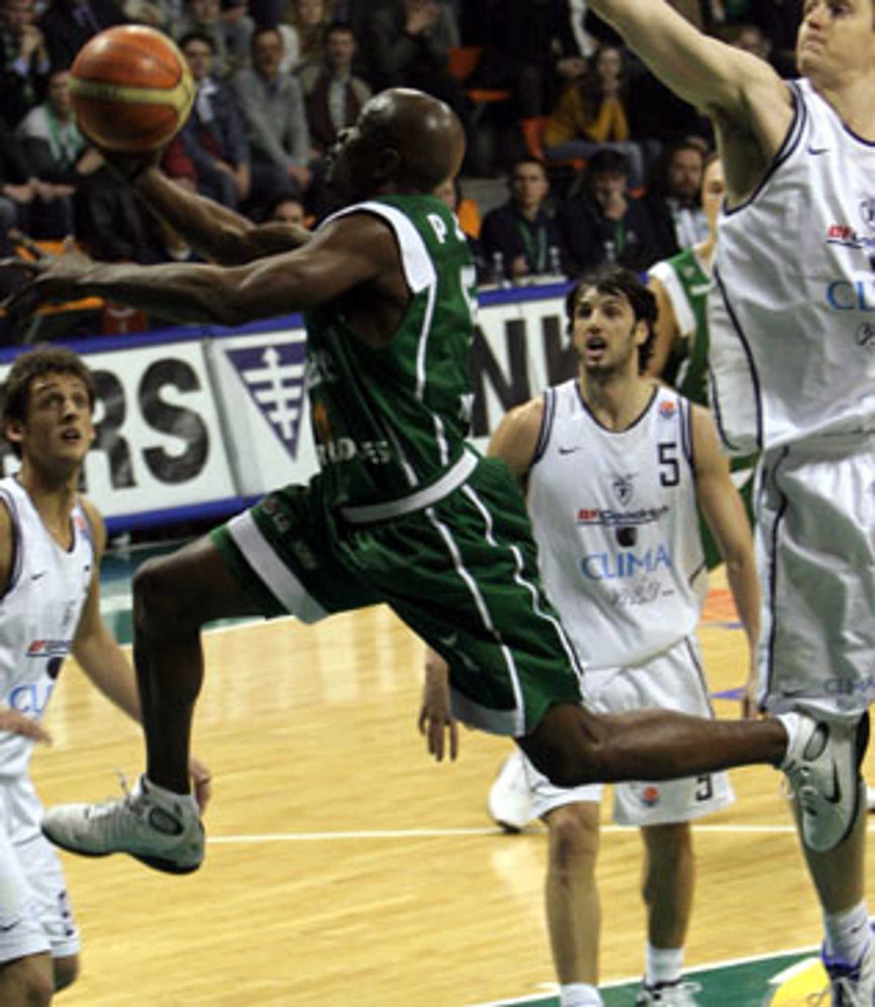 Viena ataka palaidojo Kauno "Žalgirio" viltis - Krepšinis.lt