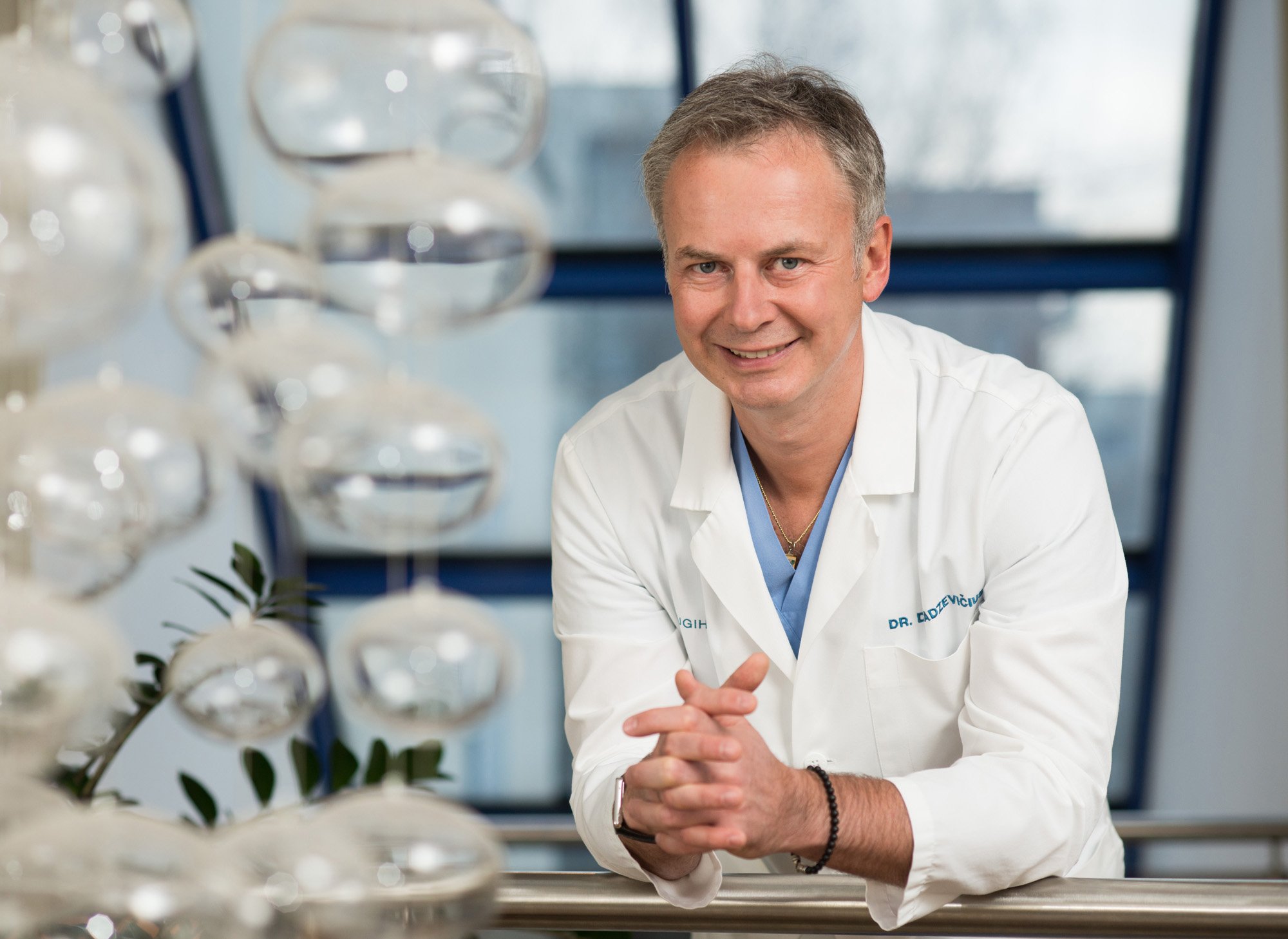 Dažniausi klausimai apie riebalų nusiurbimą. Atsako plastikos chirurgas ...