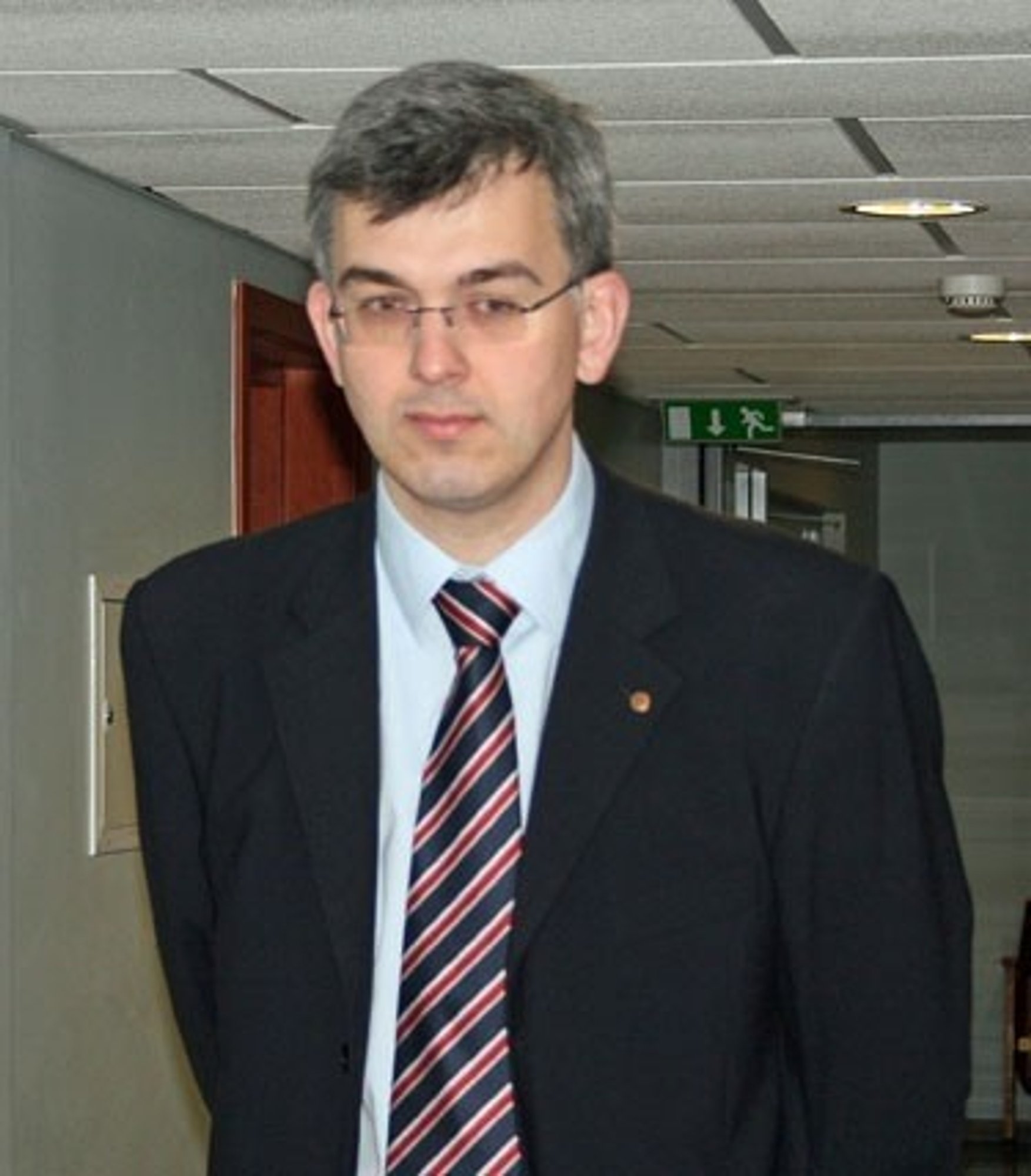 Su prokuroru J.Lauciumi bylinėjasi Generalinė prokuratūra - Delfi