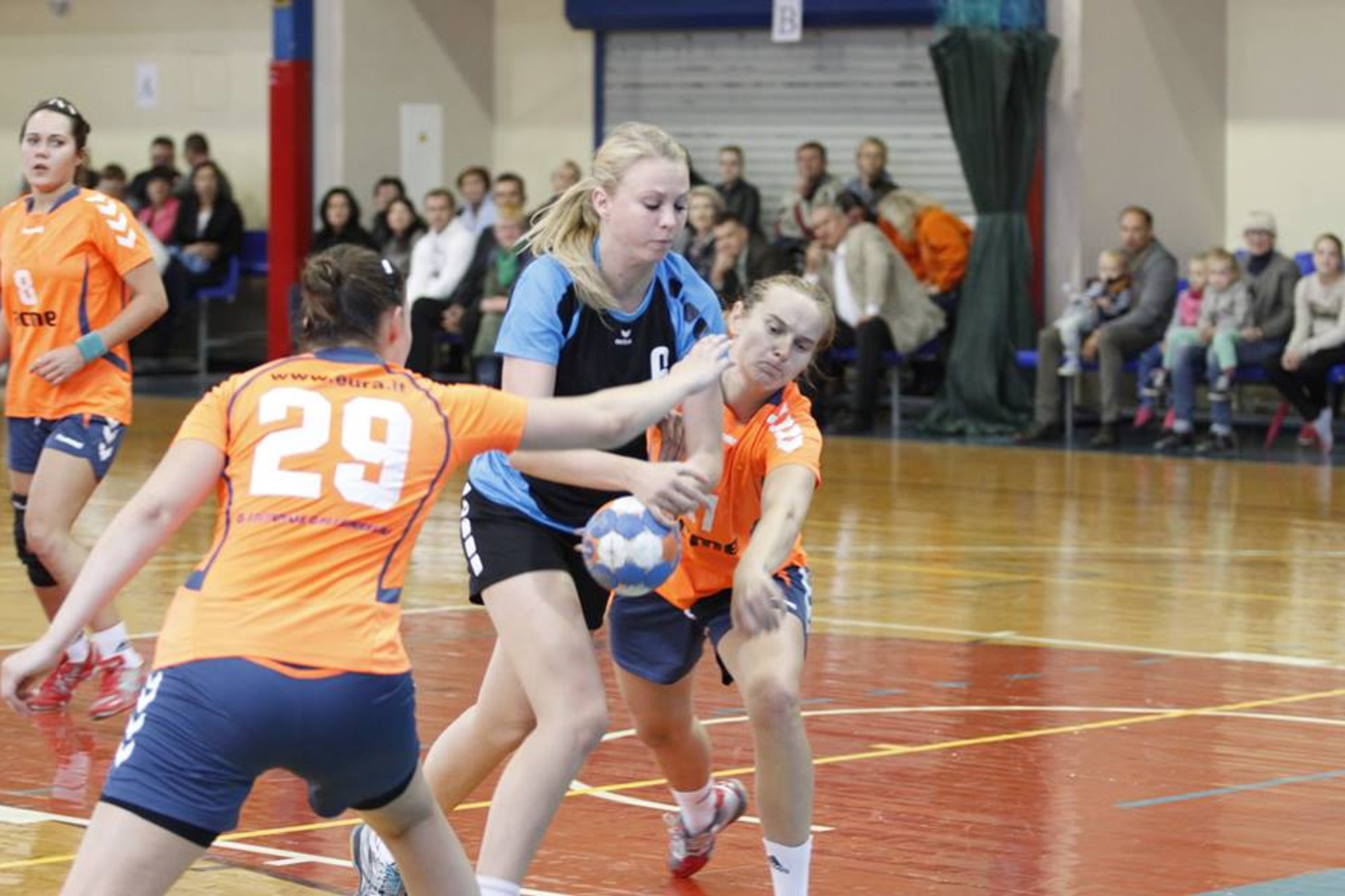 Lietuvos moterų rankinio čempionate „ACME-Žalgiris“ šventė įtikinamą ...