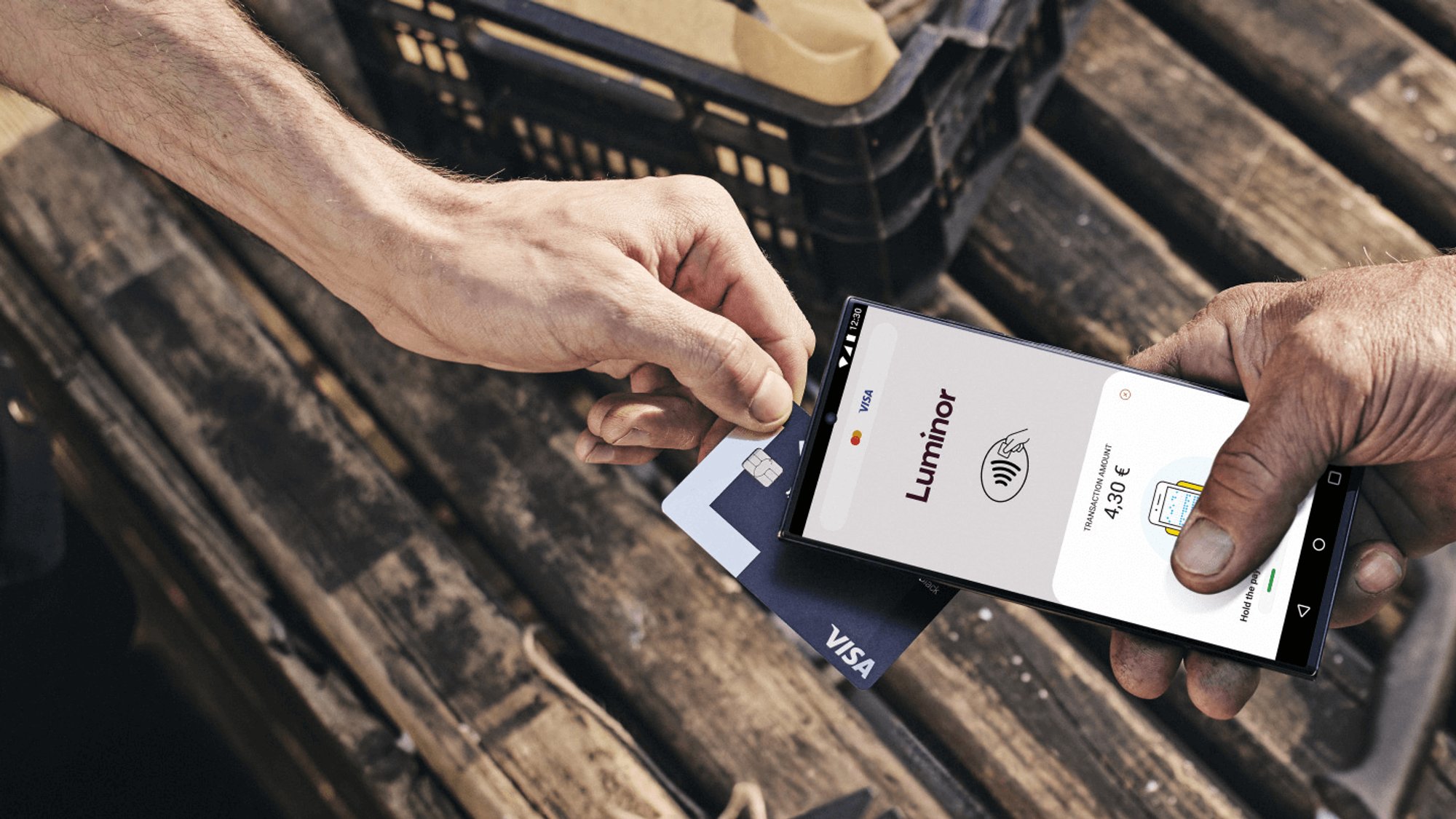 Kortelių skaitytuvas telefone – artėjant vasarai itin paklausus „Luminor“ sprendimas - Delfi ...
