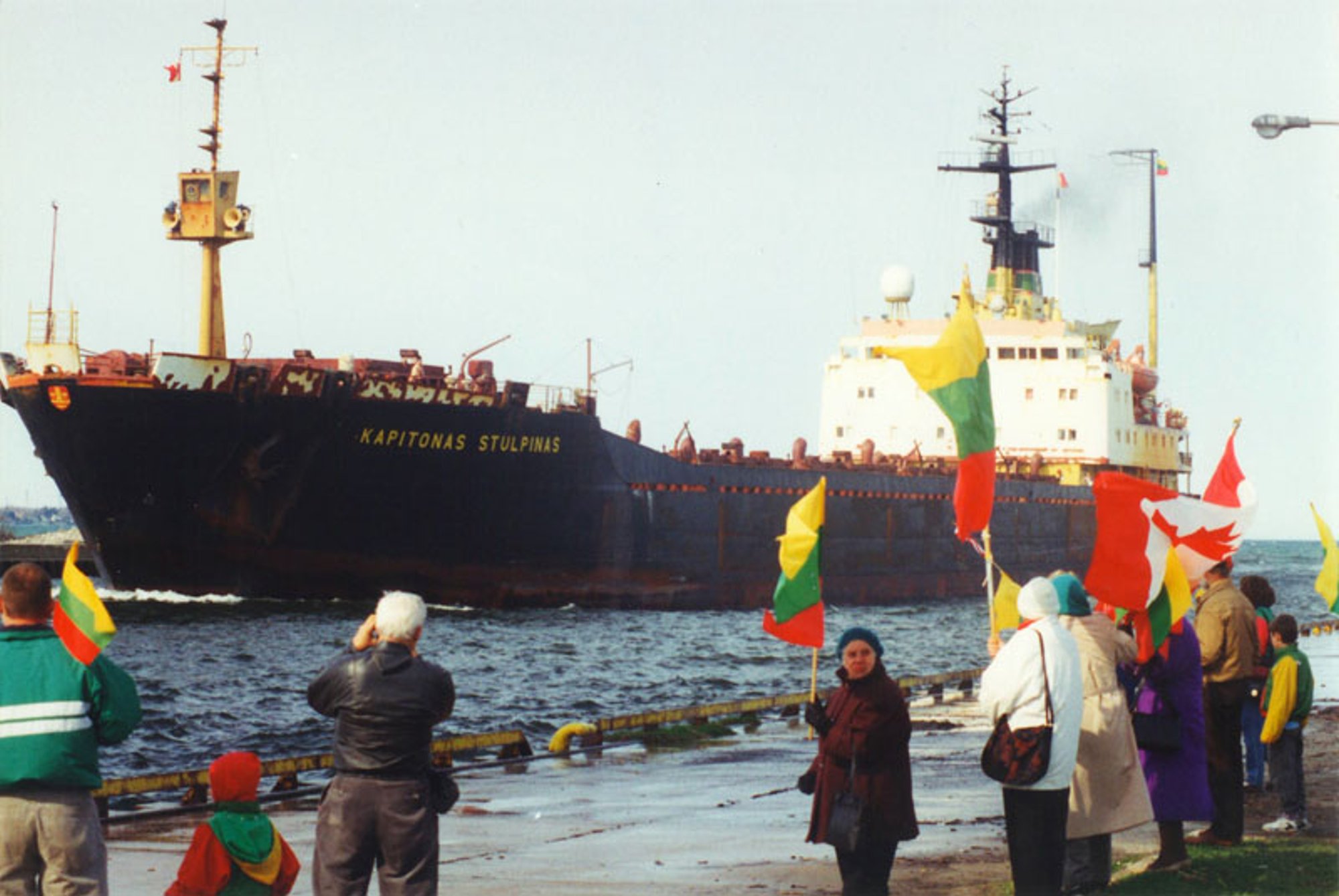 Pirmasis laivas su Lietuvos vėliava sujaudino Kanados lietuvių ...