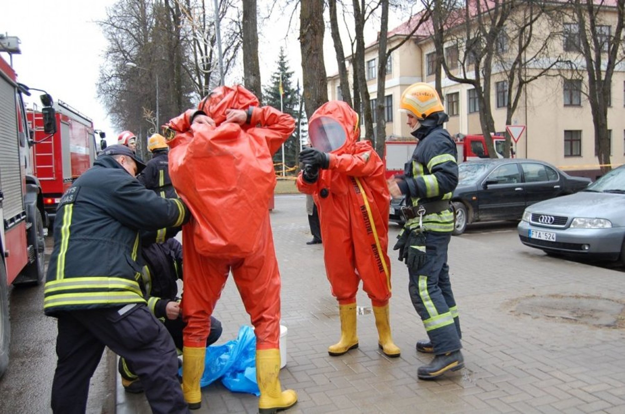 Biržų r. savivaldybės pastate - itin pavojingas cheminis ginklas - Delfi