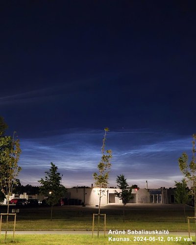 Nepaprasti vasaros naktų sidabriškieji debesys: vaizdas keri - Delfi vasara