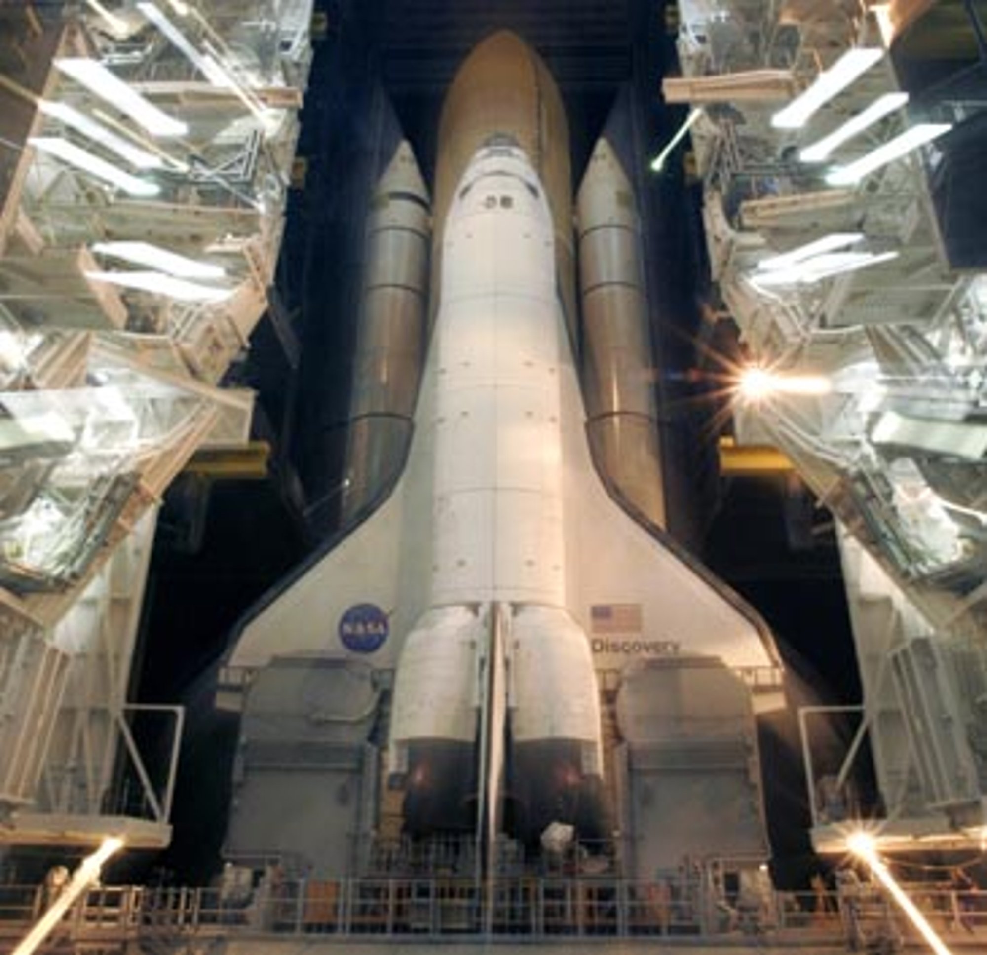 NASA rengiasi "Discovery" startui - Delfi mokslas