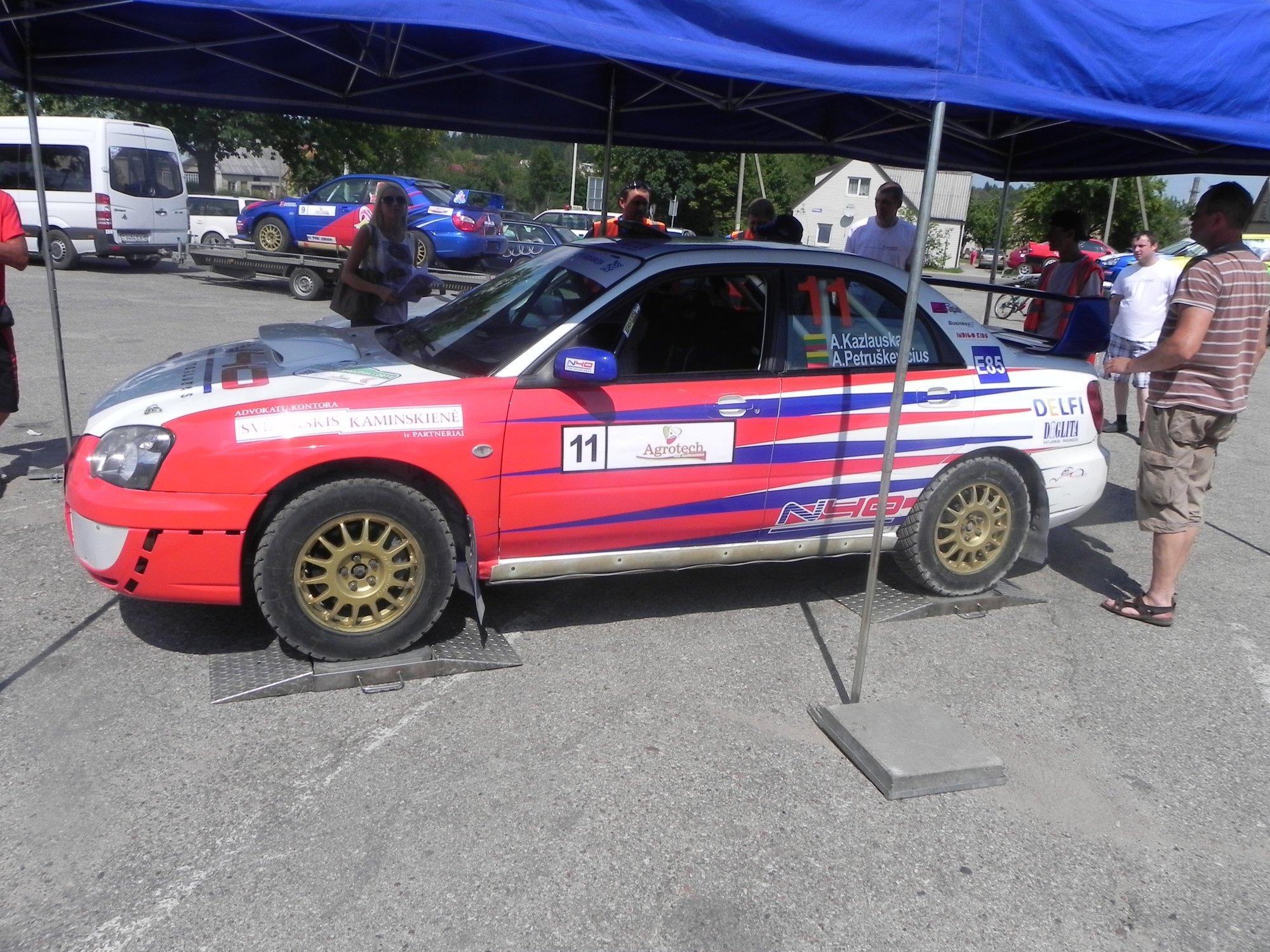 Startui „300 ežerų ralyje“ prisiviliojo pasaulinio lygio šturmanę ...