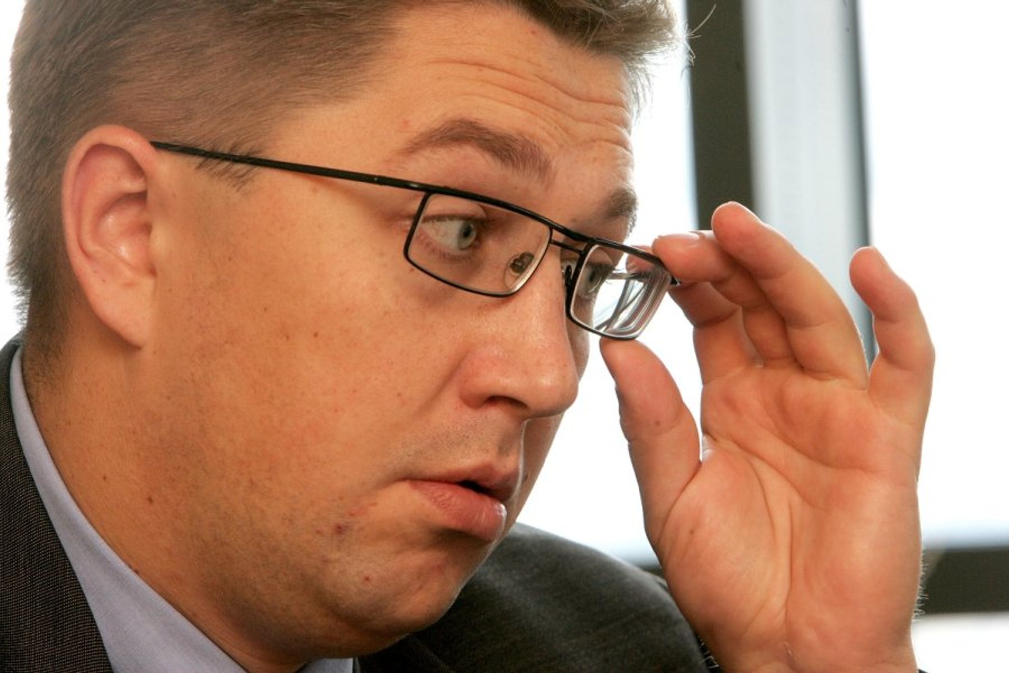 A.Janukonis reikalauja, kad Vilniaus savivaldybė atšauktų leidimą ...