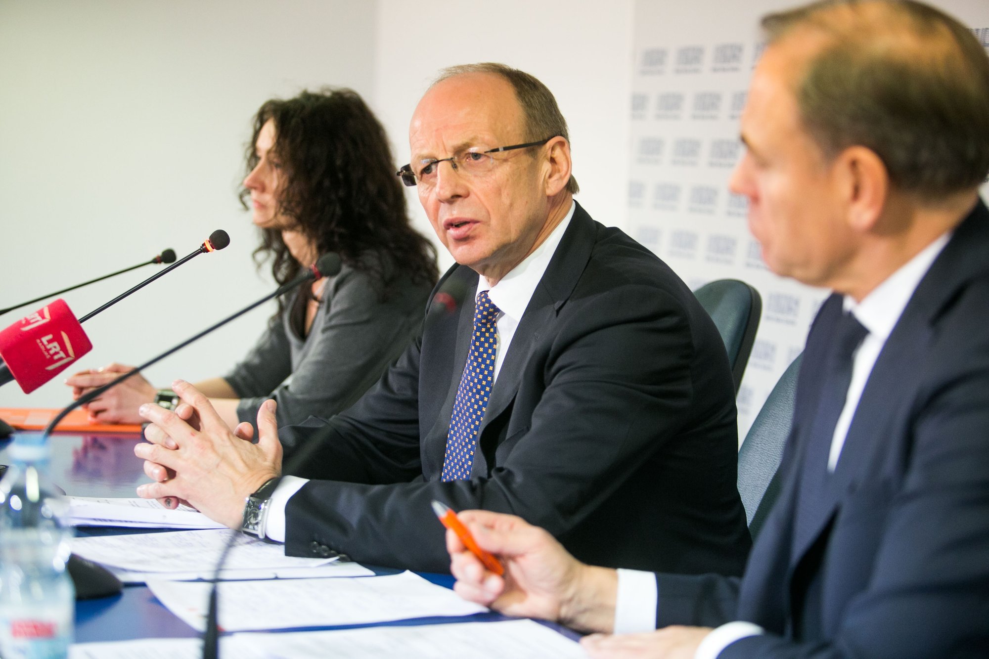 Правительство поручило главе ветслужбы подготовить отчет о деятельности ...