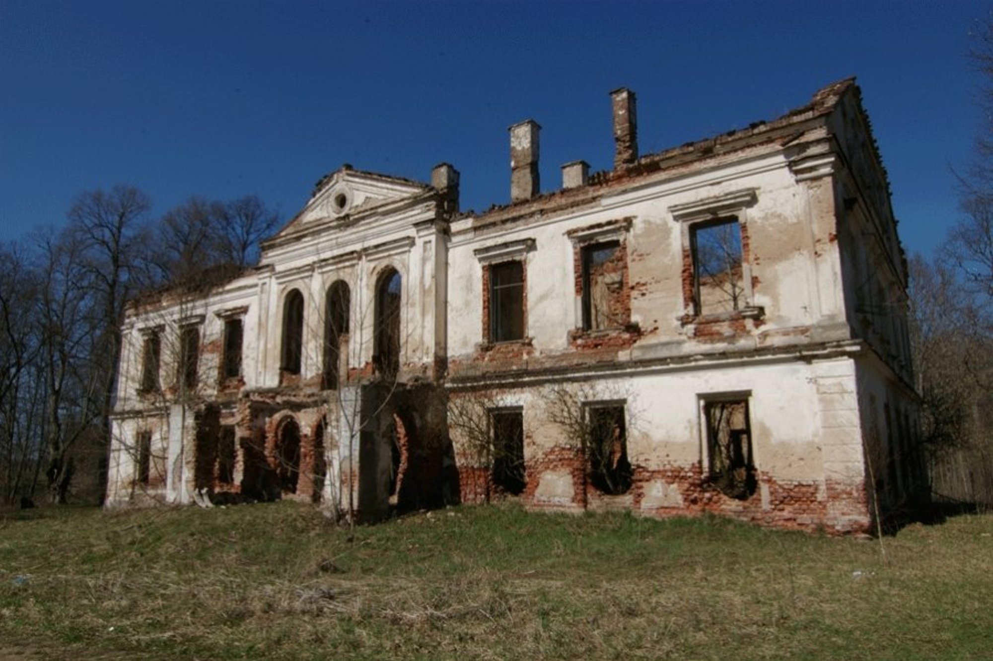 Lietuvos dvarų skurdas - žvilgsnis iš arti - Delfi kelionės