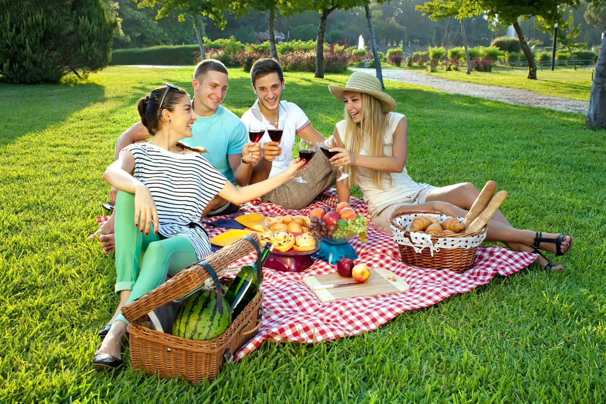 Pikniko meniu: 5 receptai, puikiai tinkantys iškylai gamtoje - Delfi ...
