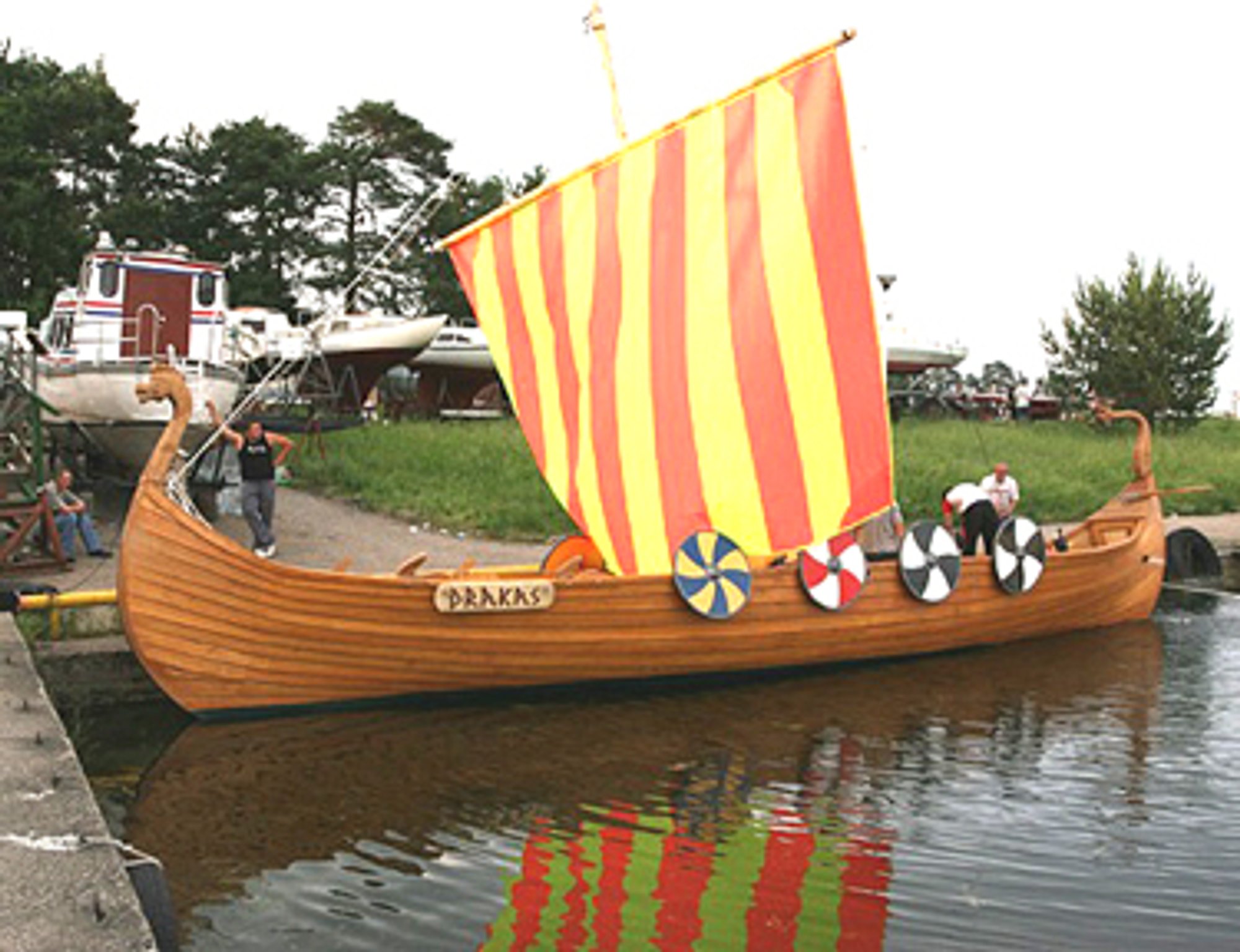 Lietuviai sukonstravo vikingų laivą (foto) - Delfi veidai