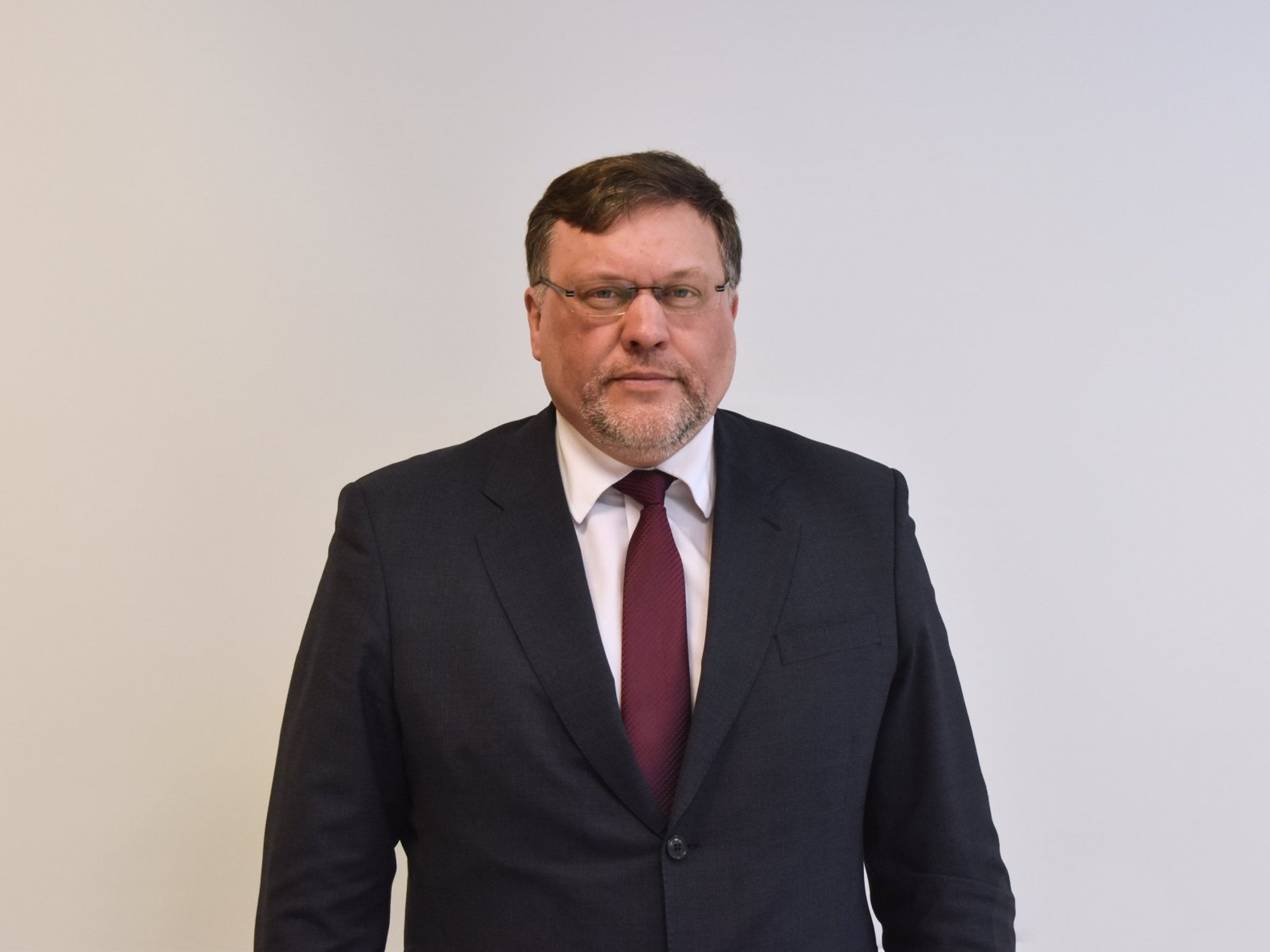 Palygino medikų atlyginimus Lietuvoje – skiriasi kartais: ar pokyčiai ...