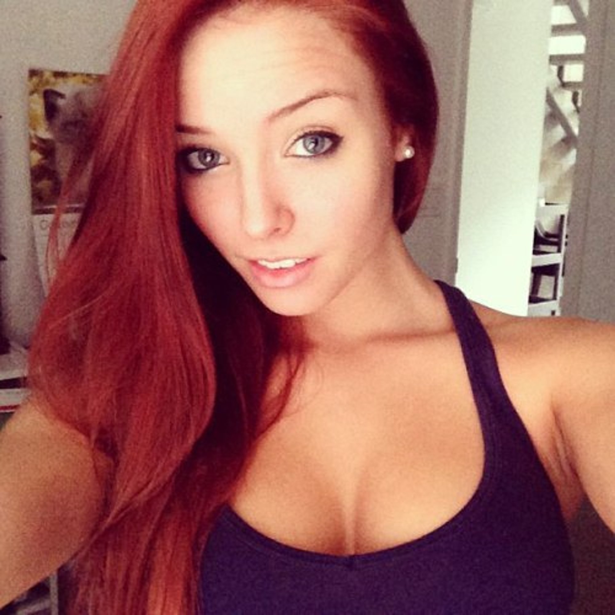 Seksualioji raudonplaukė, kuri pakurstytų ne vieno vyro kraują - Delfi ...