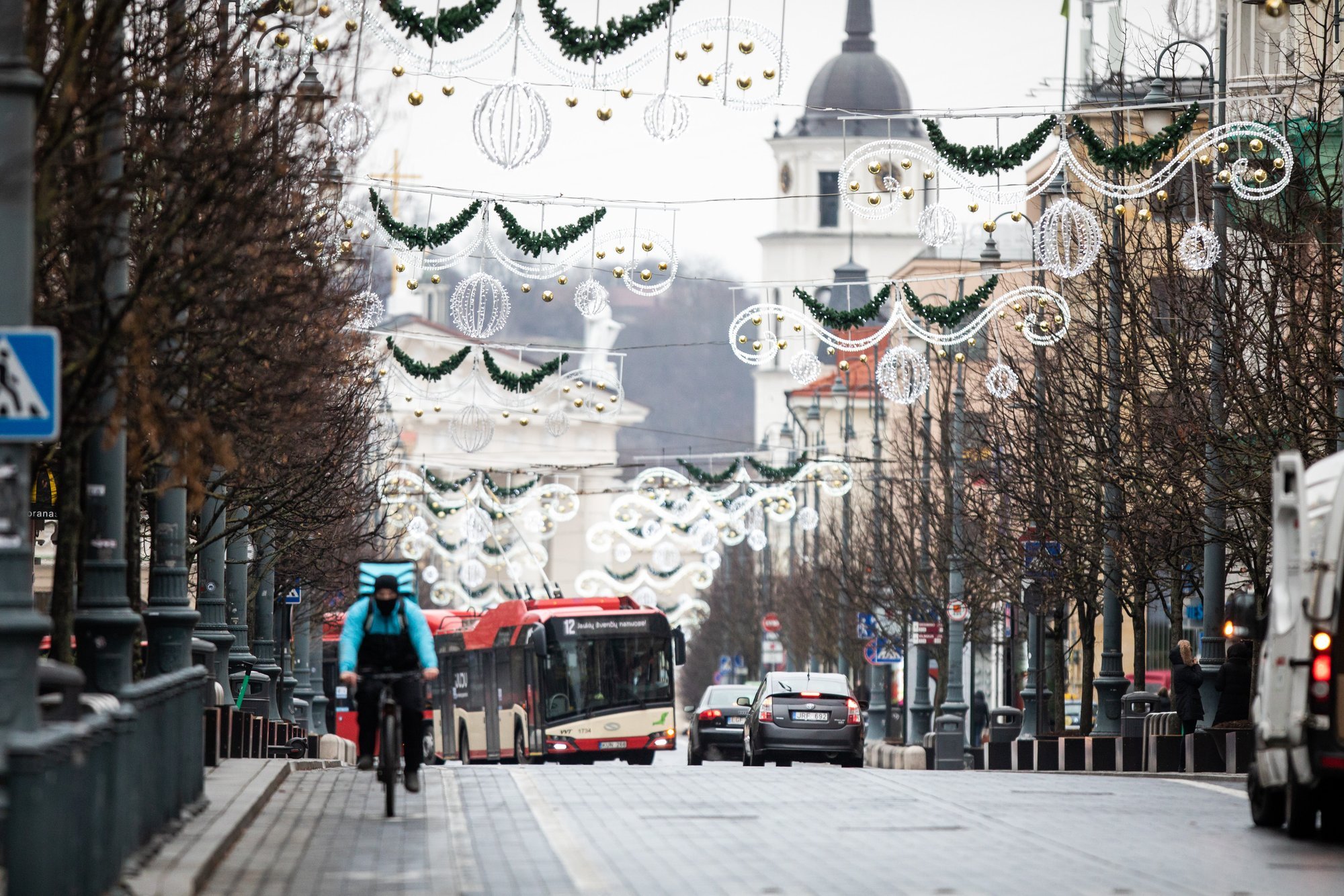 Vartotojų pasitikėjimo rodiklis išlieka neigiamas - Delfi verslas