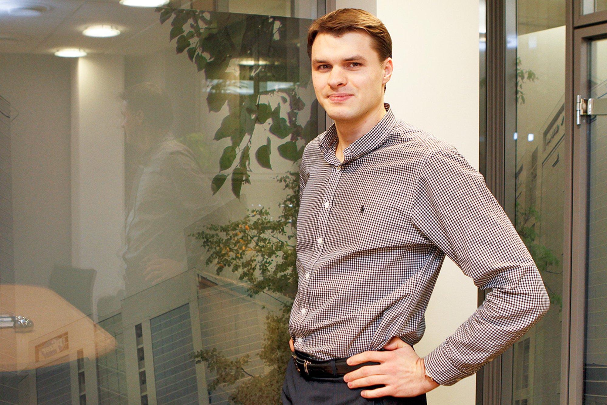 R.Dargio sūnus pasipiršo A.Avulio dukrai - Delfi veidai