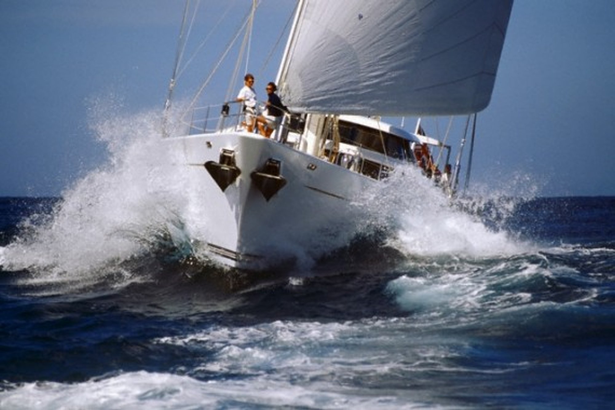 Jachta aplink žemę - Delfi kelionės