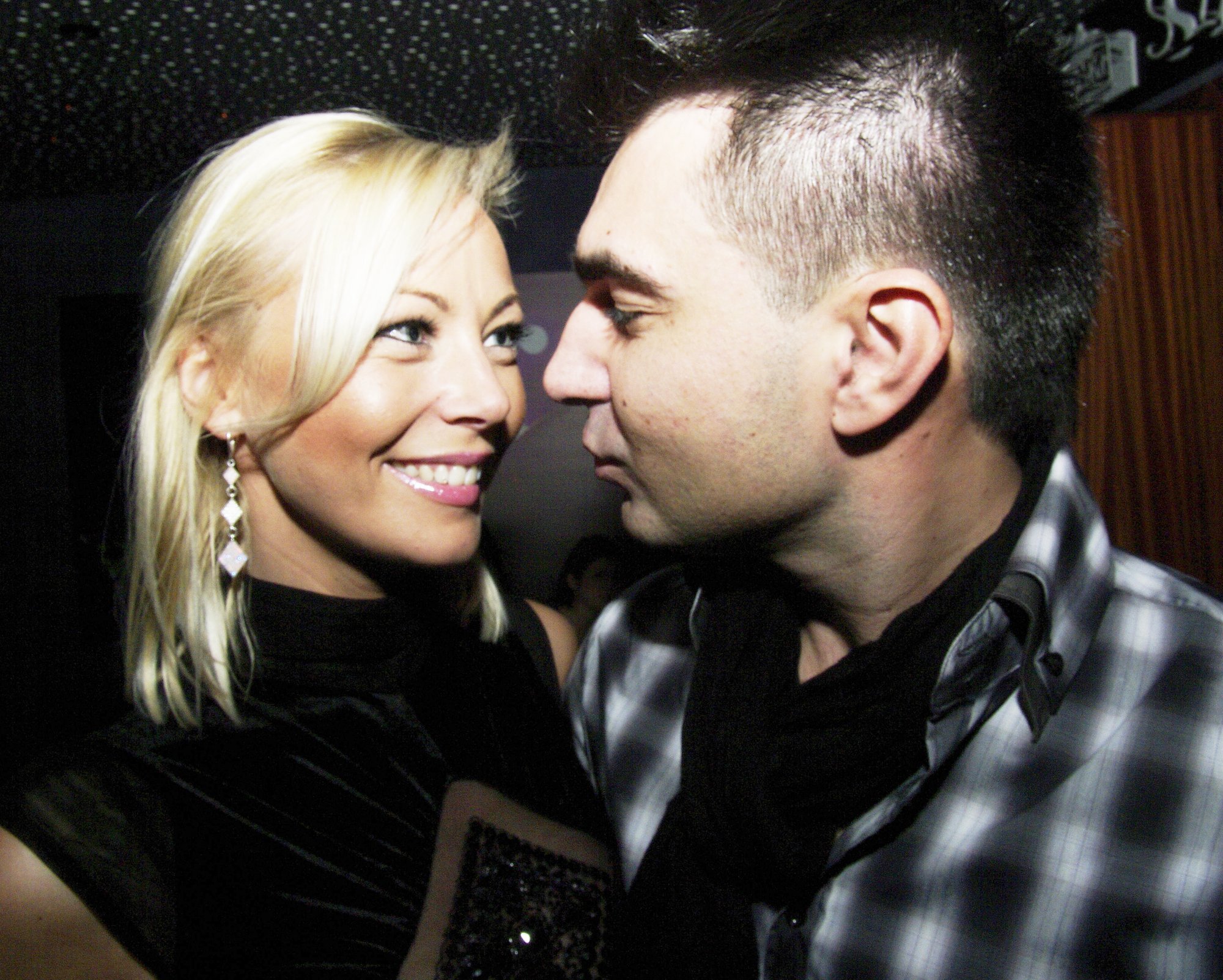 Mia: apie neištikimybę Radvilui pasakiau tam, kad išsiskirtume - Delfi ...