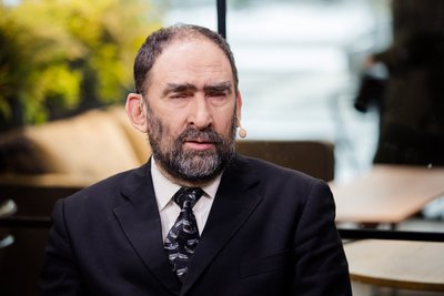 Brailio raštas šiuolaikiniame pasaulyje: ar sunku mokytis ir kuo jį ...