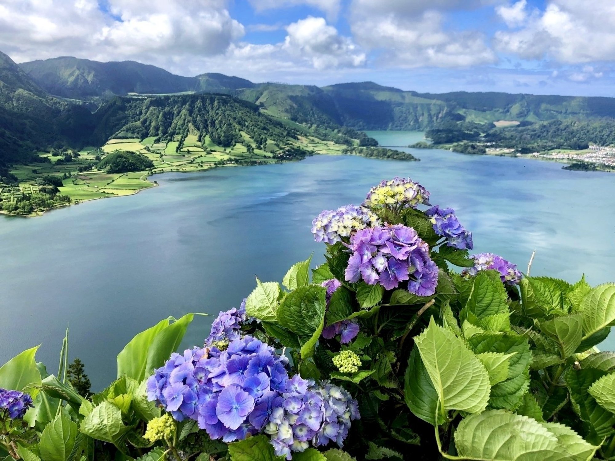 Turistų akiratyje atsidūrę Azorai vadinami rojumi Europoje: nuostabi ...