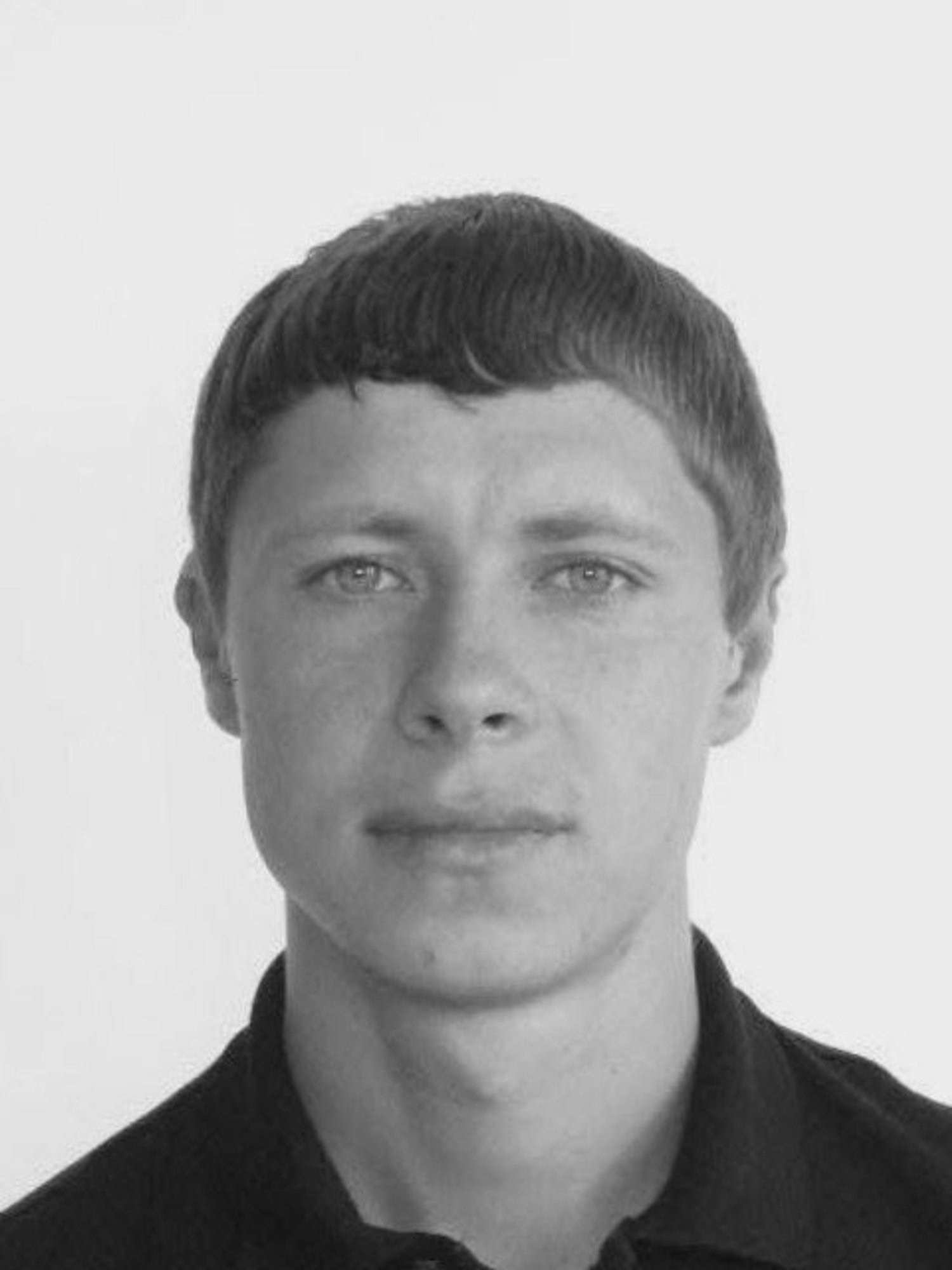 Skerdynėmis Vilniuje įtariamas P. Rastenis po ilgo slapstymosi pasidavė ...