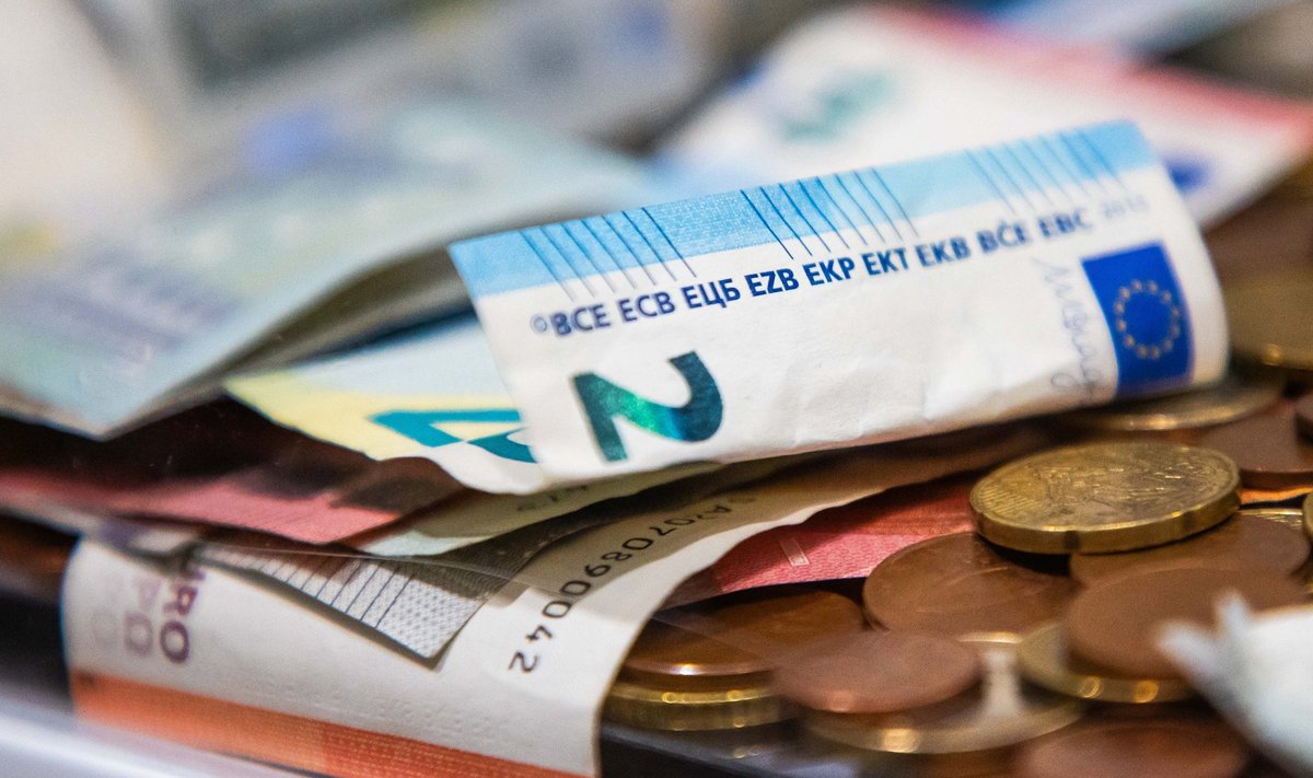 ES sumažino infliacijos euro zonoje prognozes - Delfi verslas