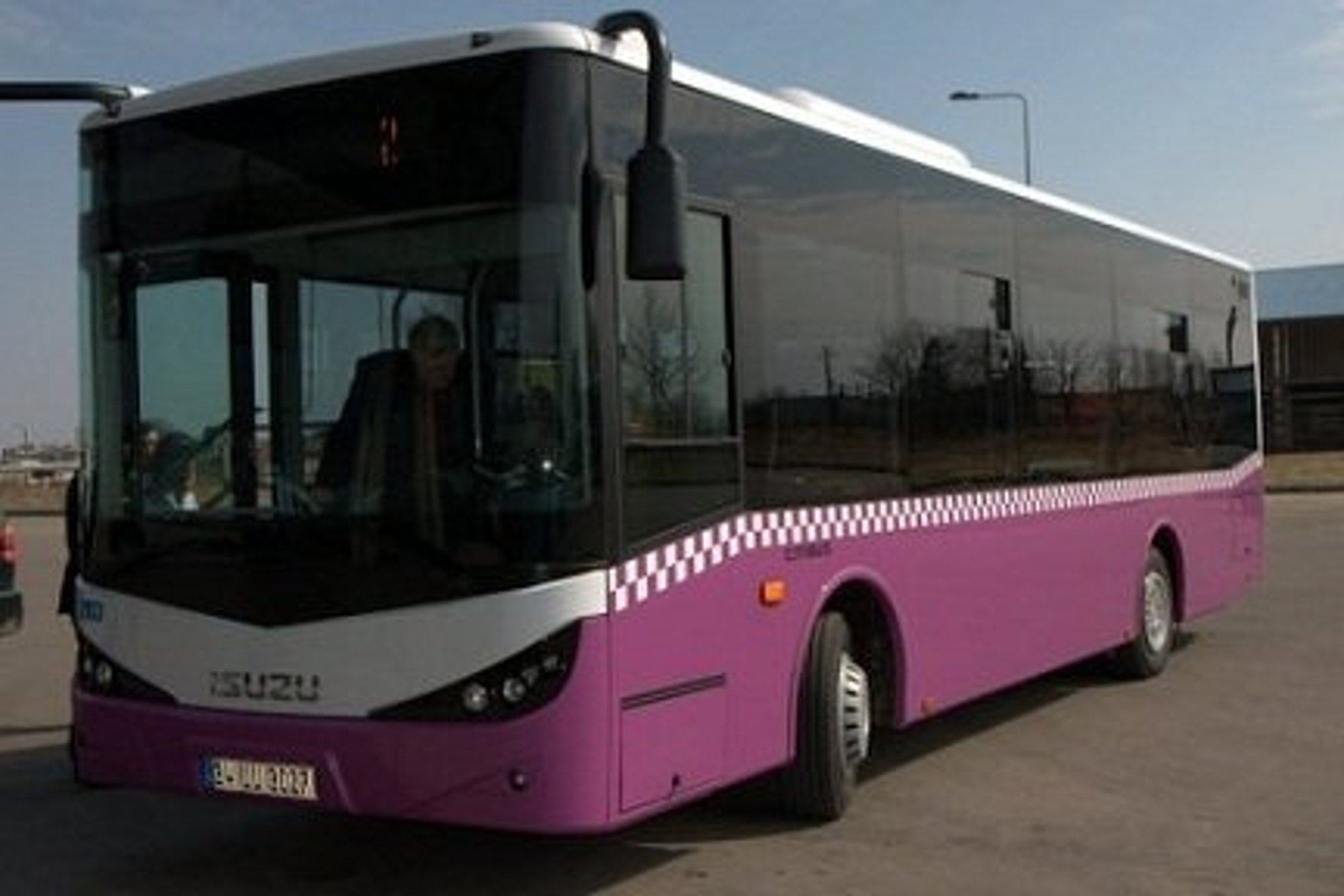 Lietuvoje – pirmasis „Isuzu“ miesto autobusas - Delfi verslas
