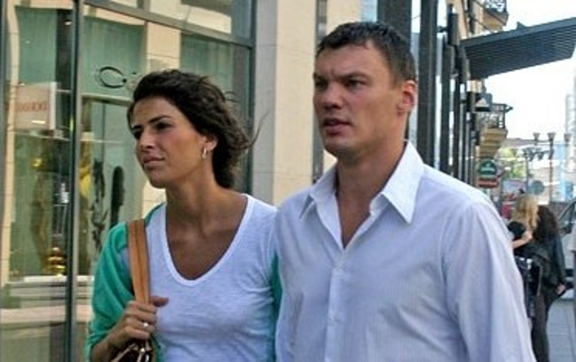 Buvusi Š. Jasikevičiaus žmona L. Abargil dokumentiniame filme atskleis ...