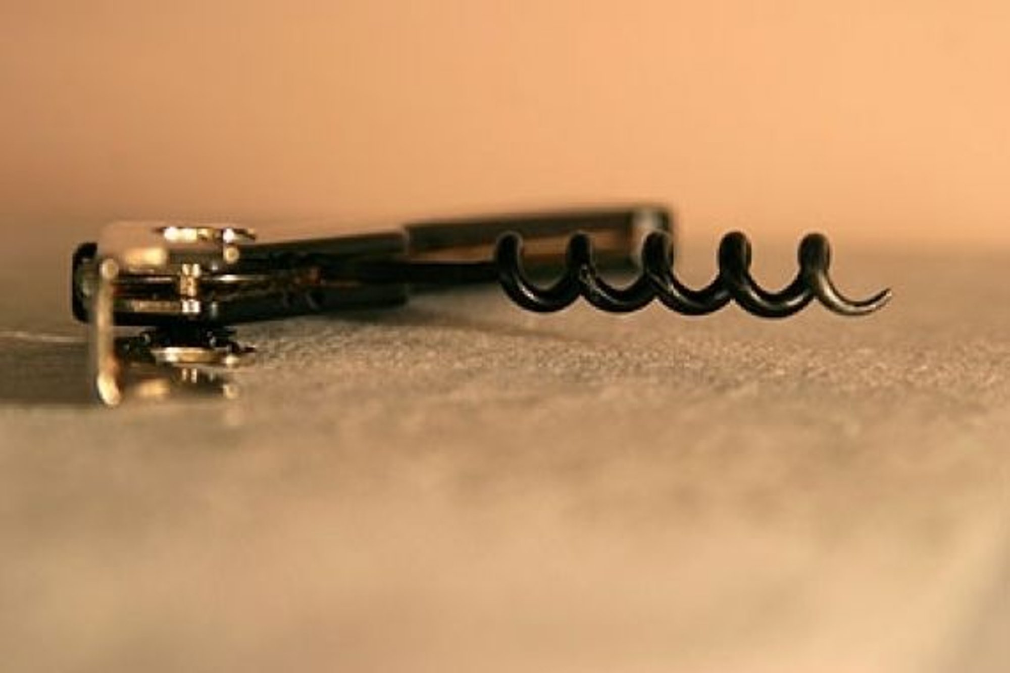 USB raktas – butelių atidarytuvas - Delfi gyvenimas