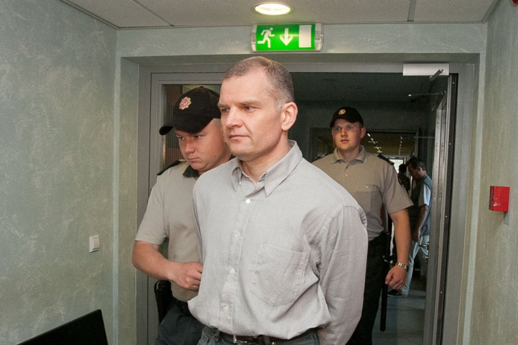 Du kartus kalėti iki gyvos galvos nuteistas „tulpinis“ panoro į ...