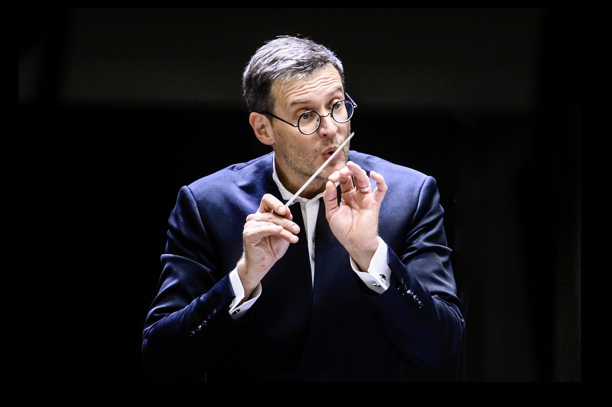 Maestro Modestas Pitrėnas – apie darbingą vasarą, būtinybę judėti ir ...