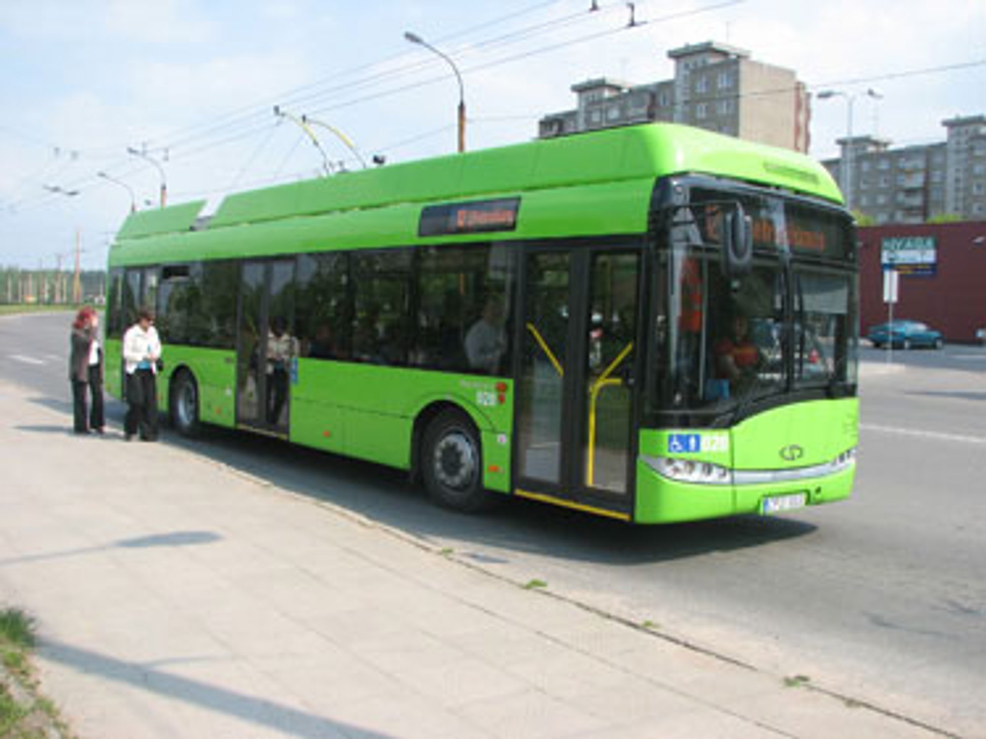 Kaune trūksta troleibusų vairuotojų - Delfi verslas