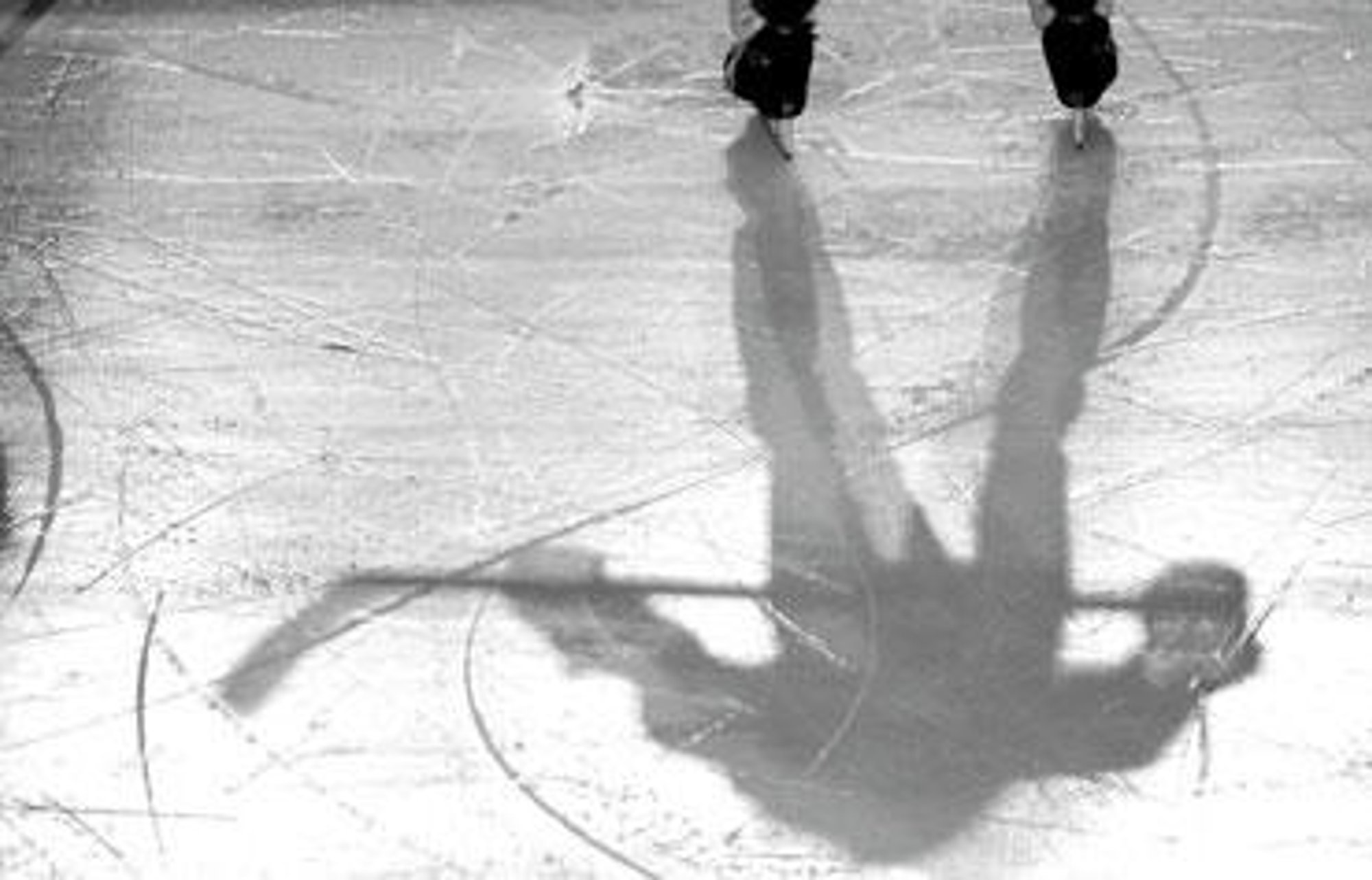 Lietuvos jaunimas pasaulio ledo ritulio pirmenybes pradėjo įtikinama ...