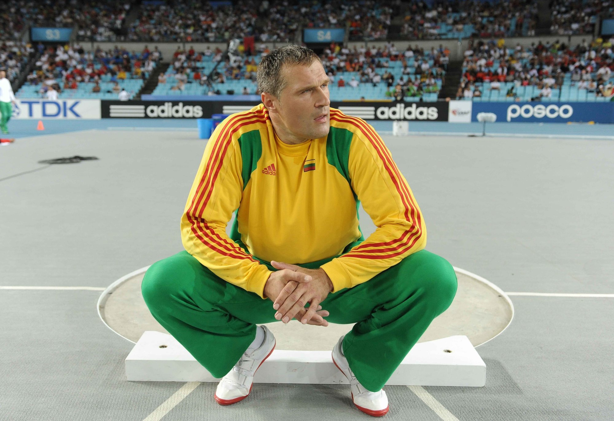Lengvaatletis V.Alekna diską iškeitė į kuokas - Delfi sportas