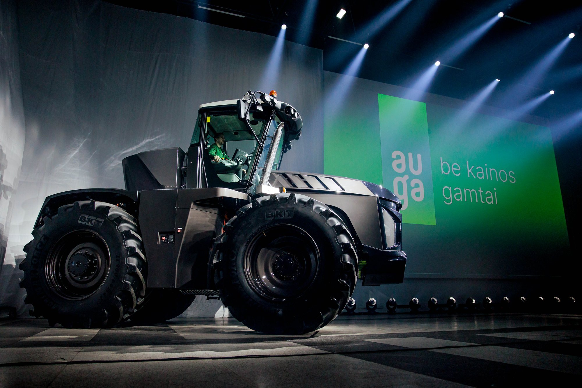 Unique Lithuanian AUGA M1 tractor solution has been patented in the USA ...