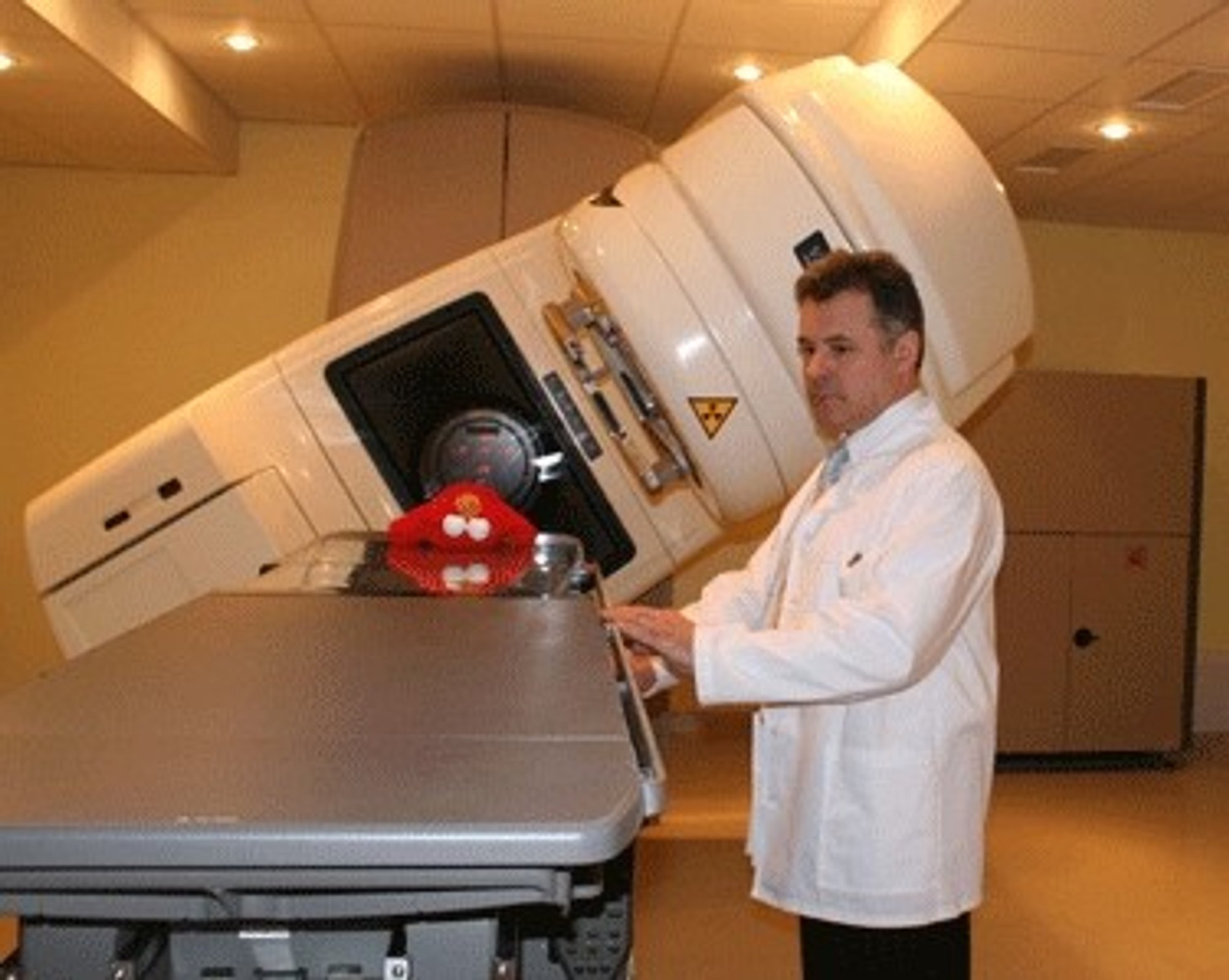 Klaipėdoje jau taikoma spindulinė terapija linijiniu greitintuvu ...