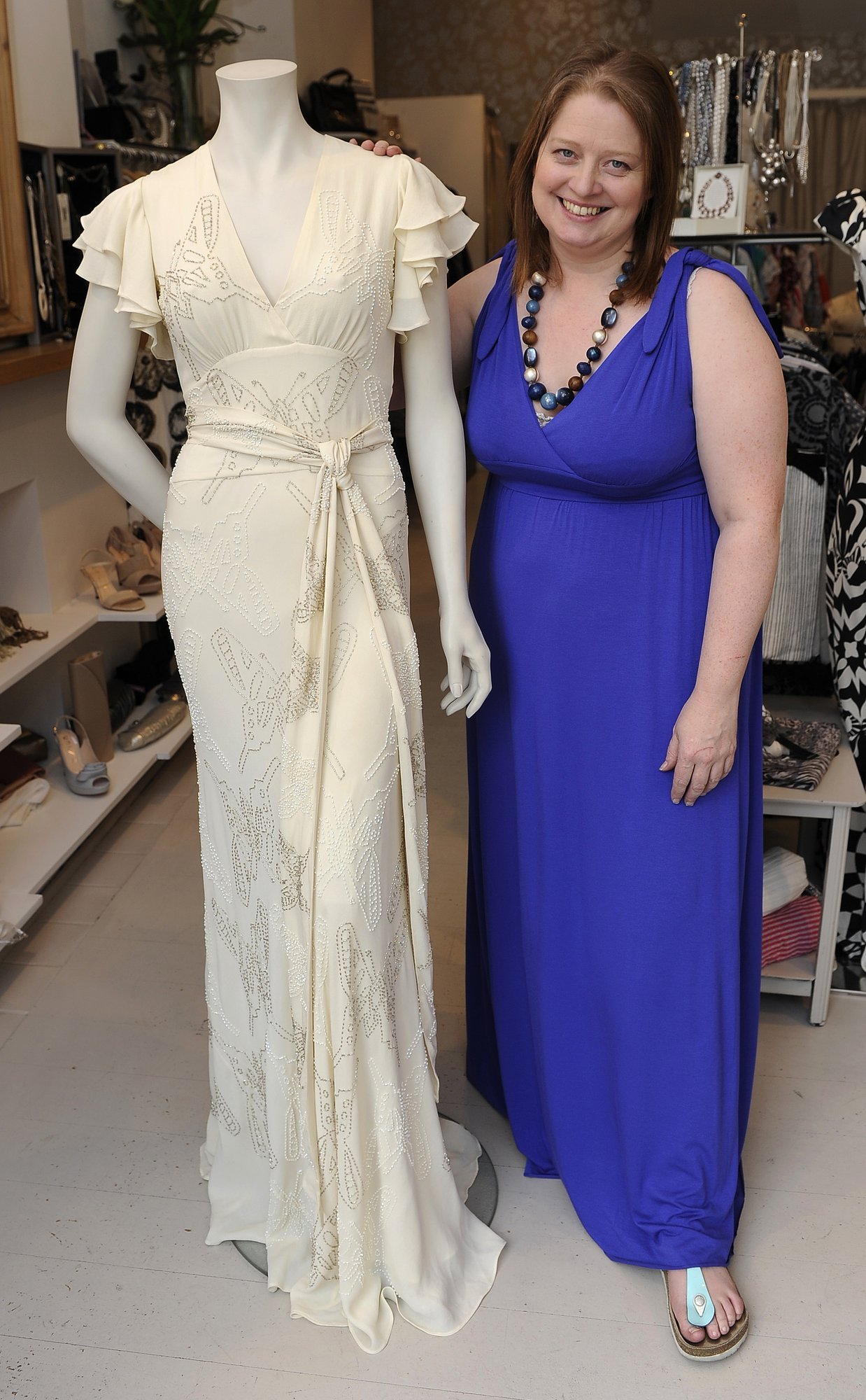 Tarp K.Middleton vestuvinės suknelės kūrėjų - naujas vardas - Delfi ...