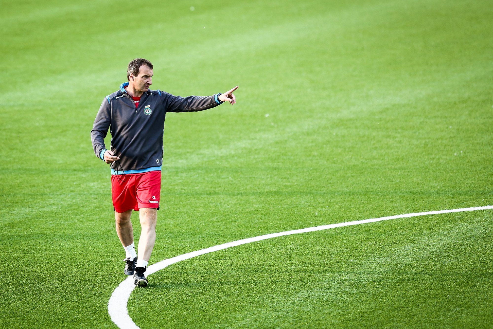 C. Laszlo gali perimti vienų Škotijos „Premier“ lygos lyderių vairą ...