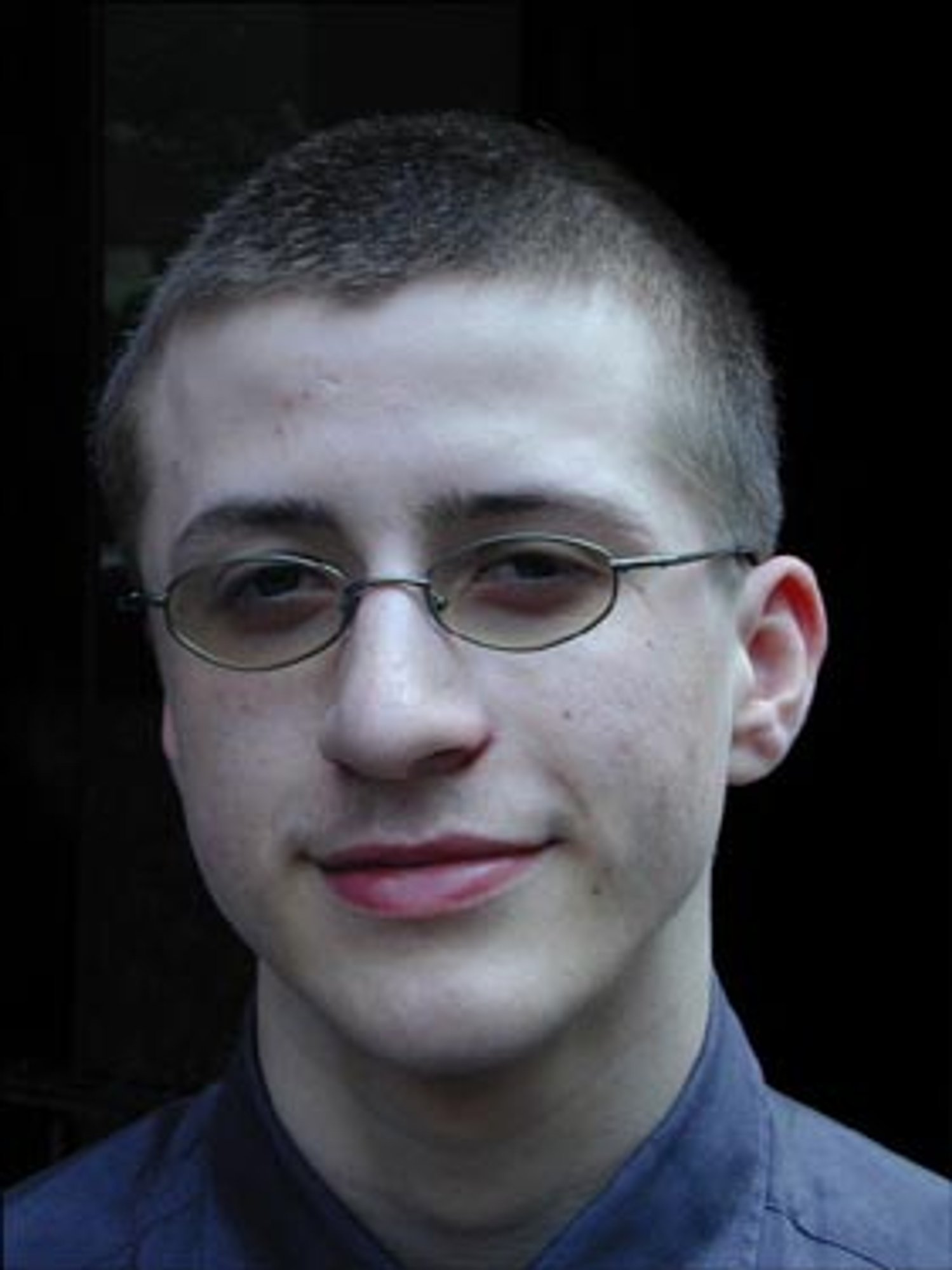 Paauglys bus teisiamas už nuosavų DVD diskų peržiūrą - Delfi mokslas