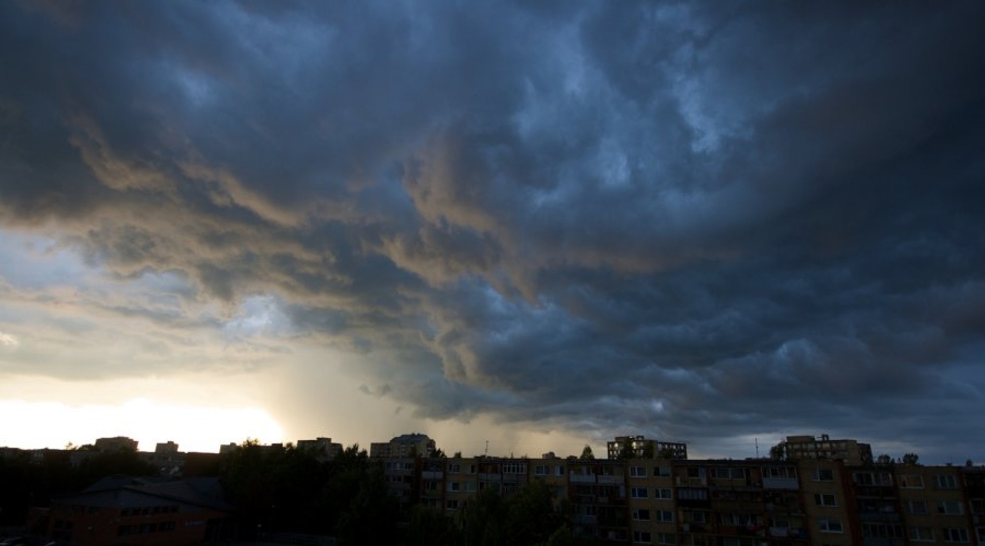 Pirmiau saulė, po to lietus - Delfi